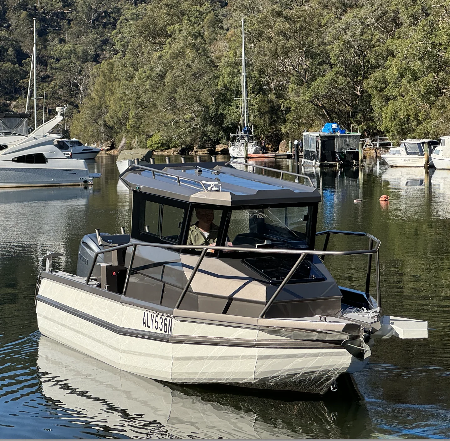 Luxury Boat with Deep V Bottom 7.5m Aluminum Boat for Fishing Boat ...