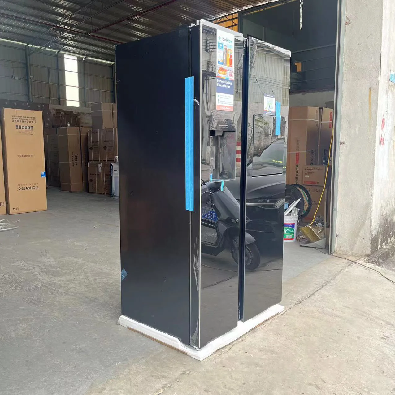 606L Double-Door Air-Cooled Frost-Free Smart Fridge