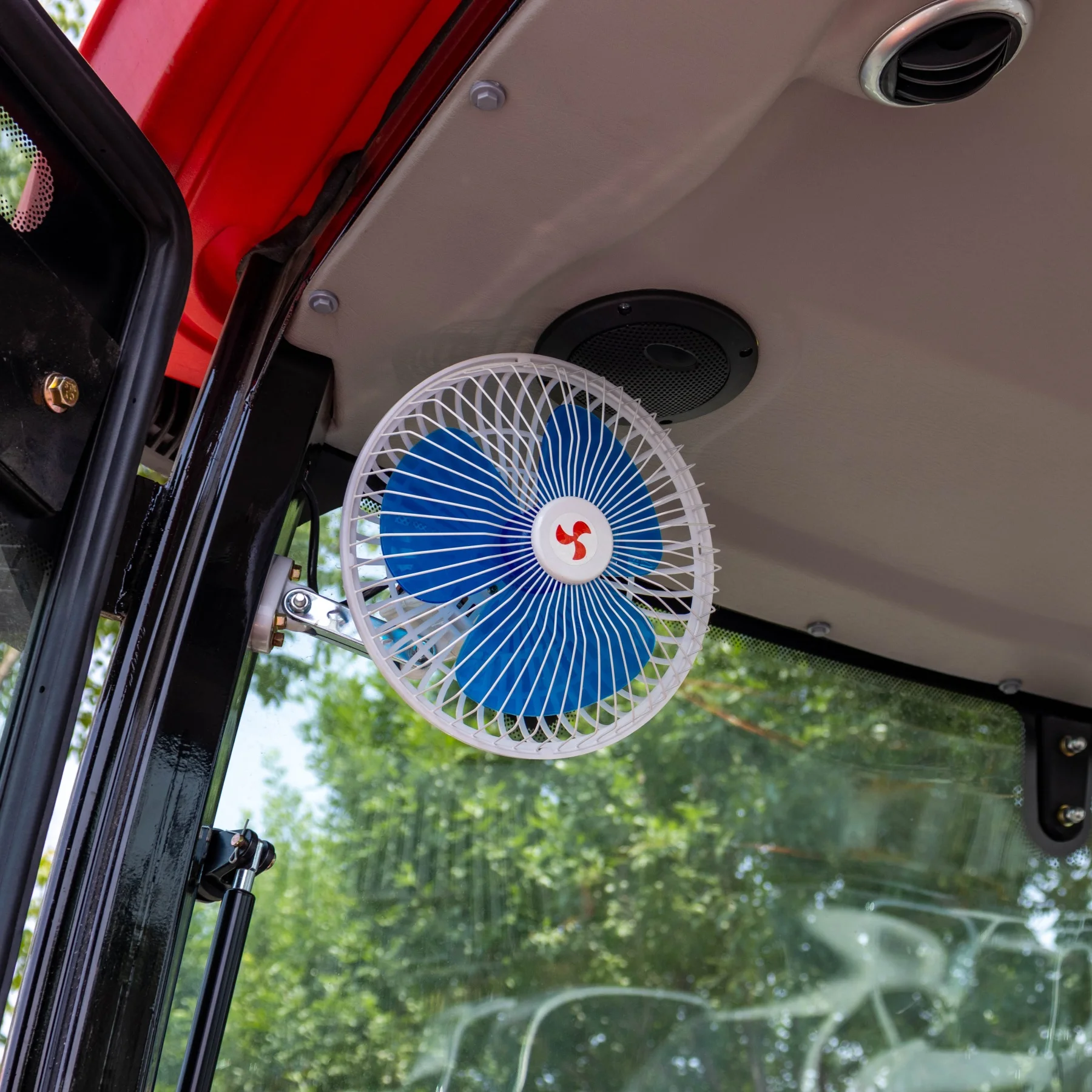 2025 New Model 50HP 4WD Tractor, 1 Year Warranty| Alibaba.com