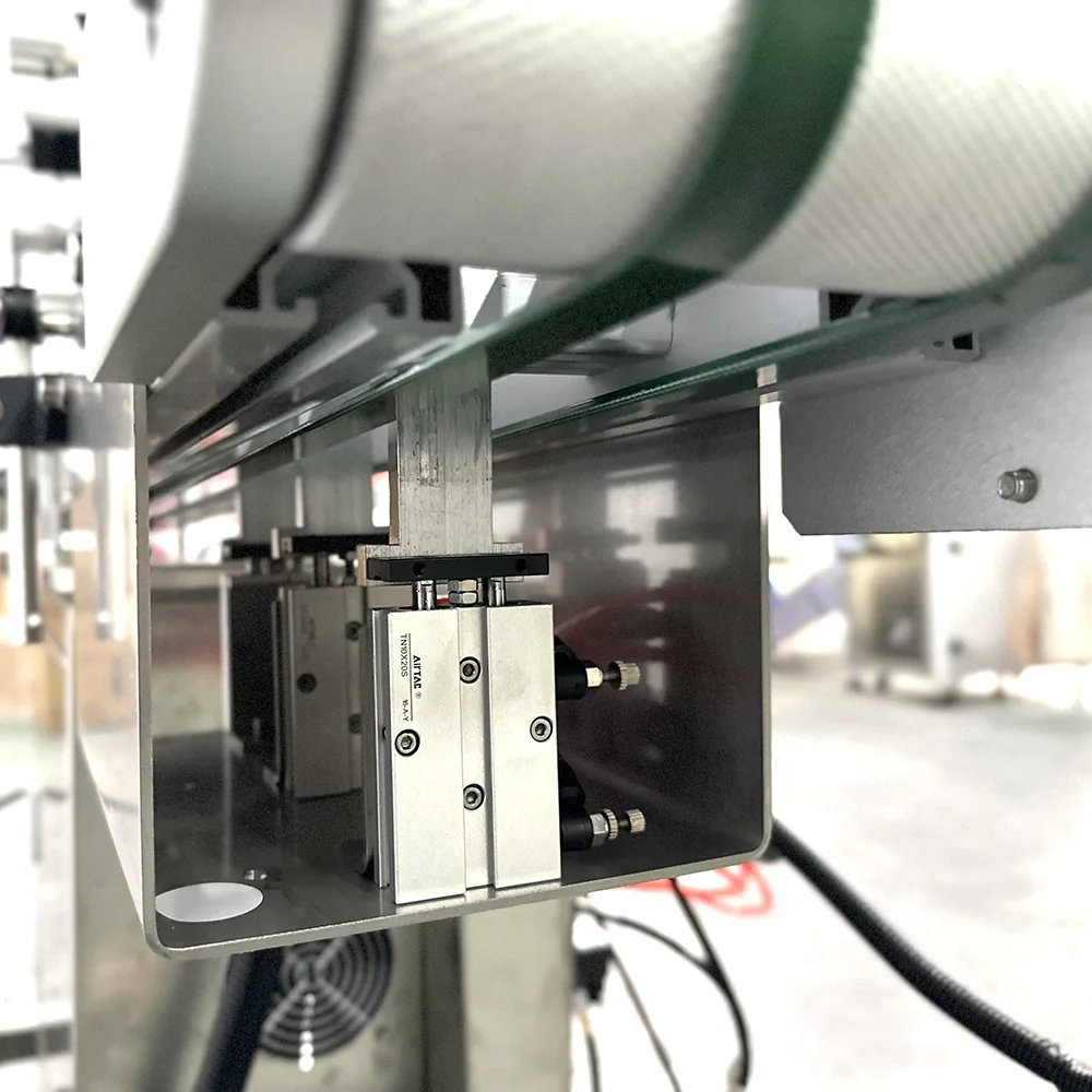 YIMU YM210 Flat Surface Labeling Machine - Reliable & Efficient