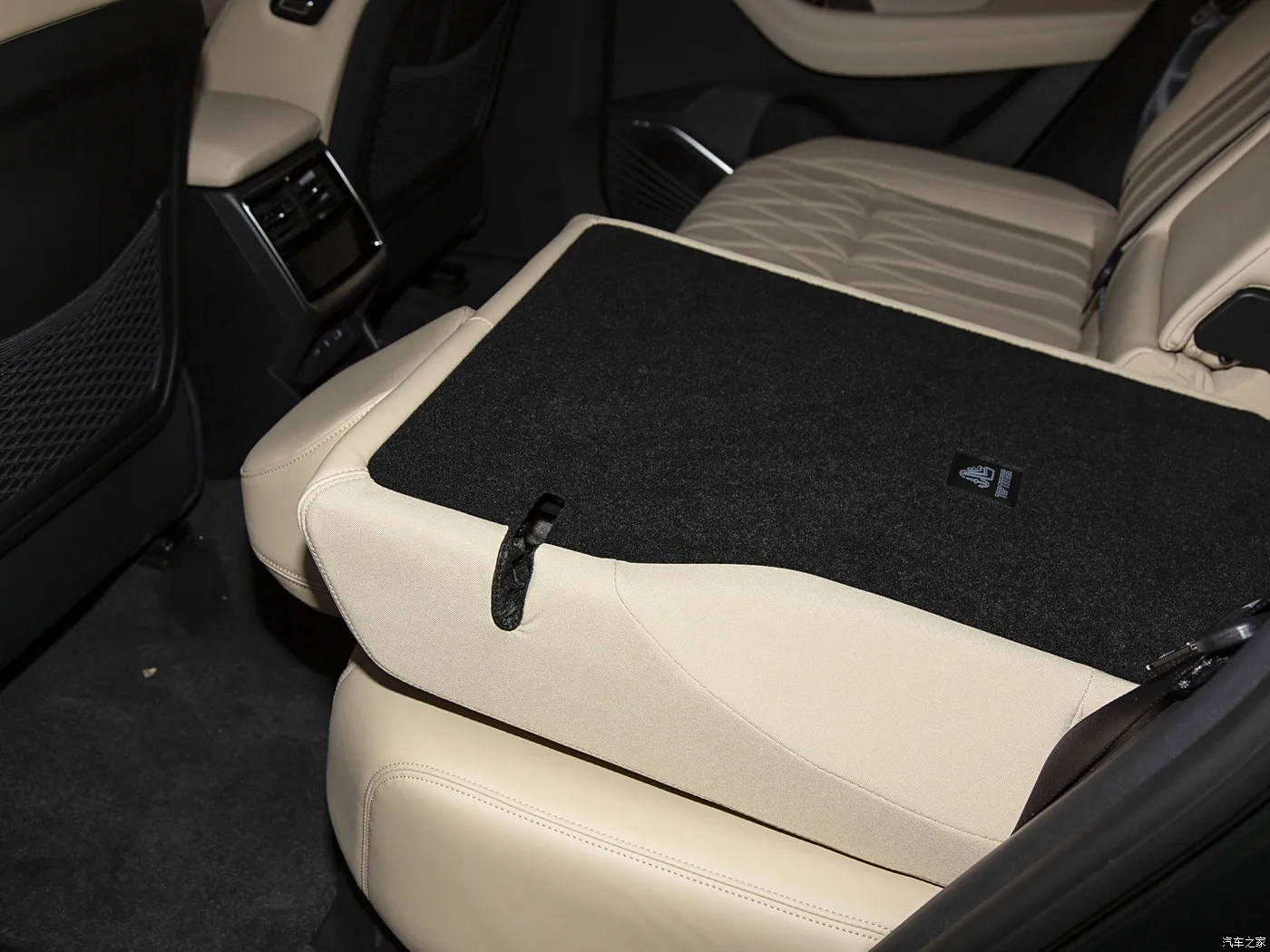 GEELY Xingyue L 2025 - Compact SUV with 2.0T 238 HP Engine