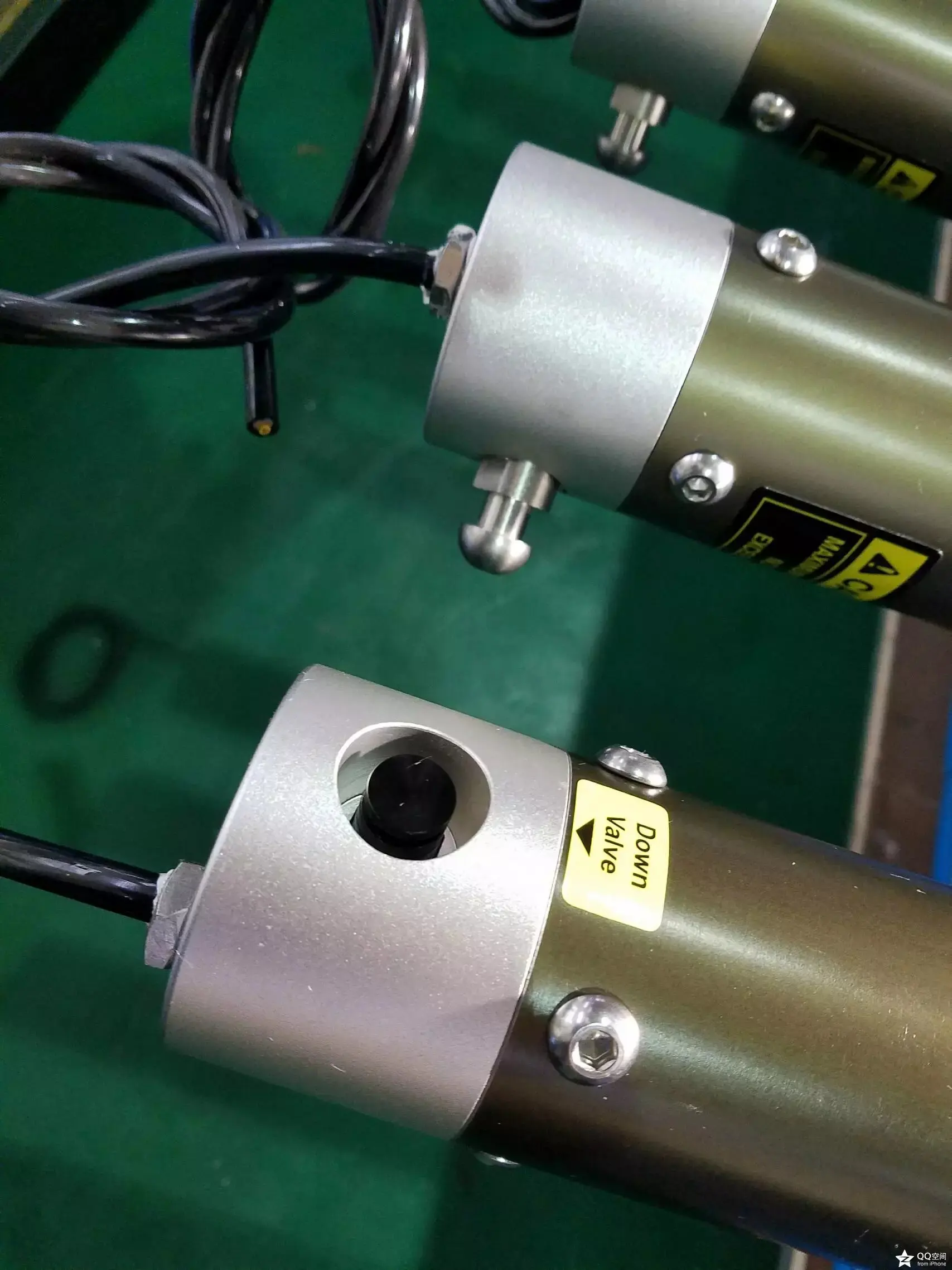 Pneumatic Telescopic Mast for Antenna Support Tower