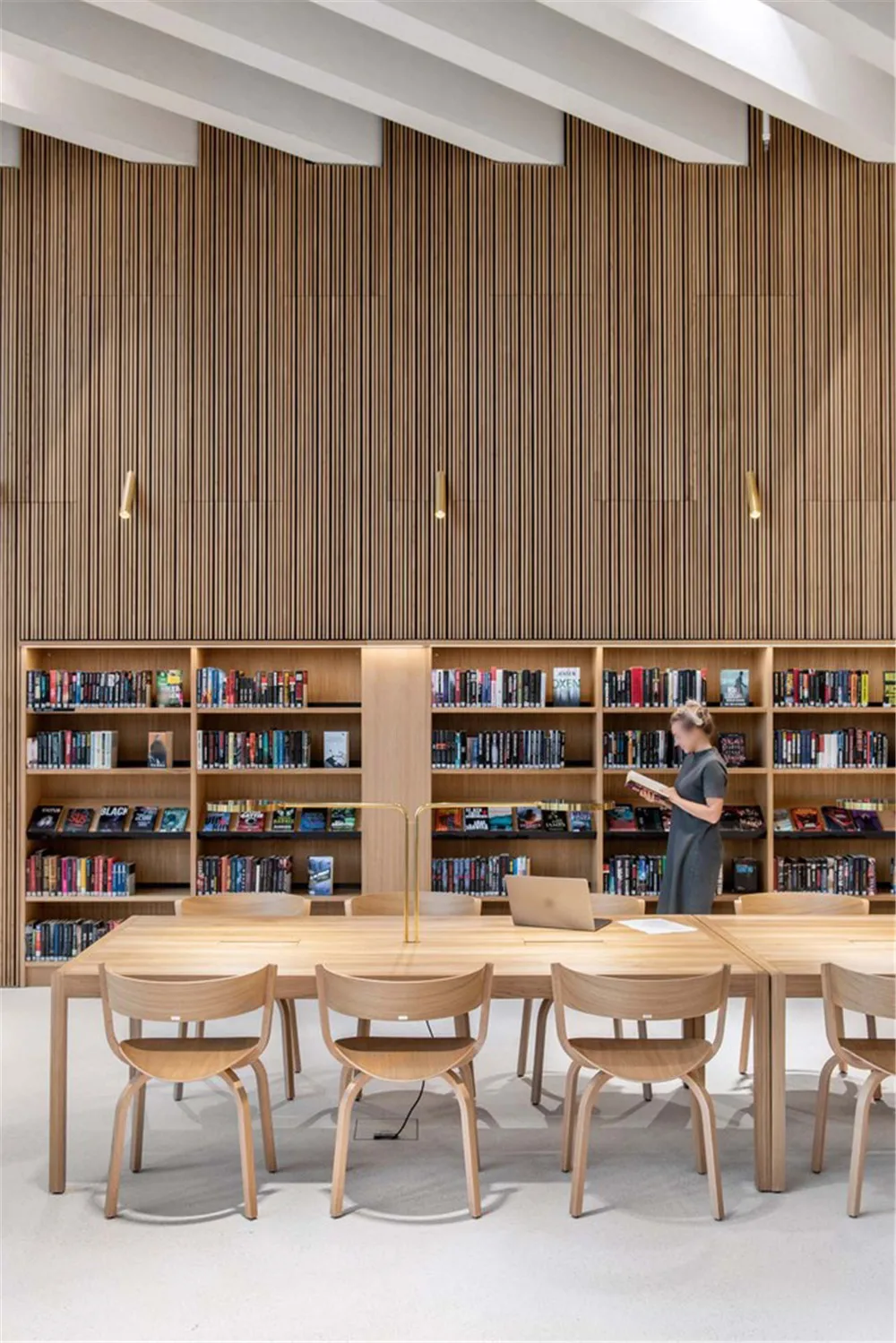 Modern Library Book Shelves Custom Wooden Bookstore Display Furniture ...