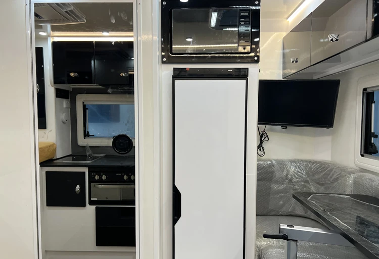Man 8x8 Camper Interior - Heavy Duty Motorhome Body