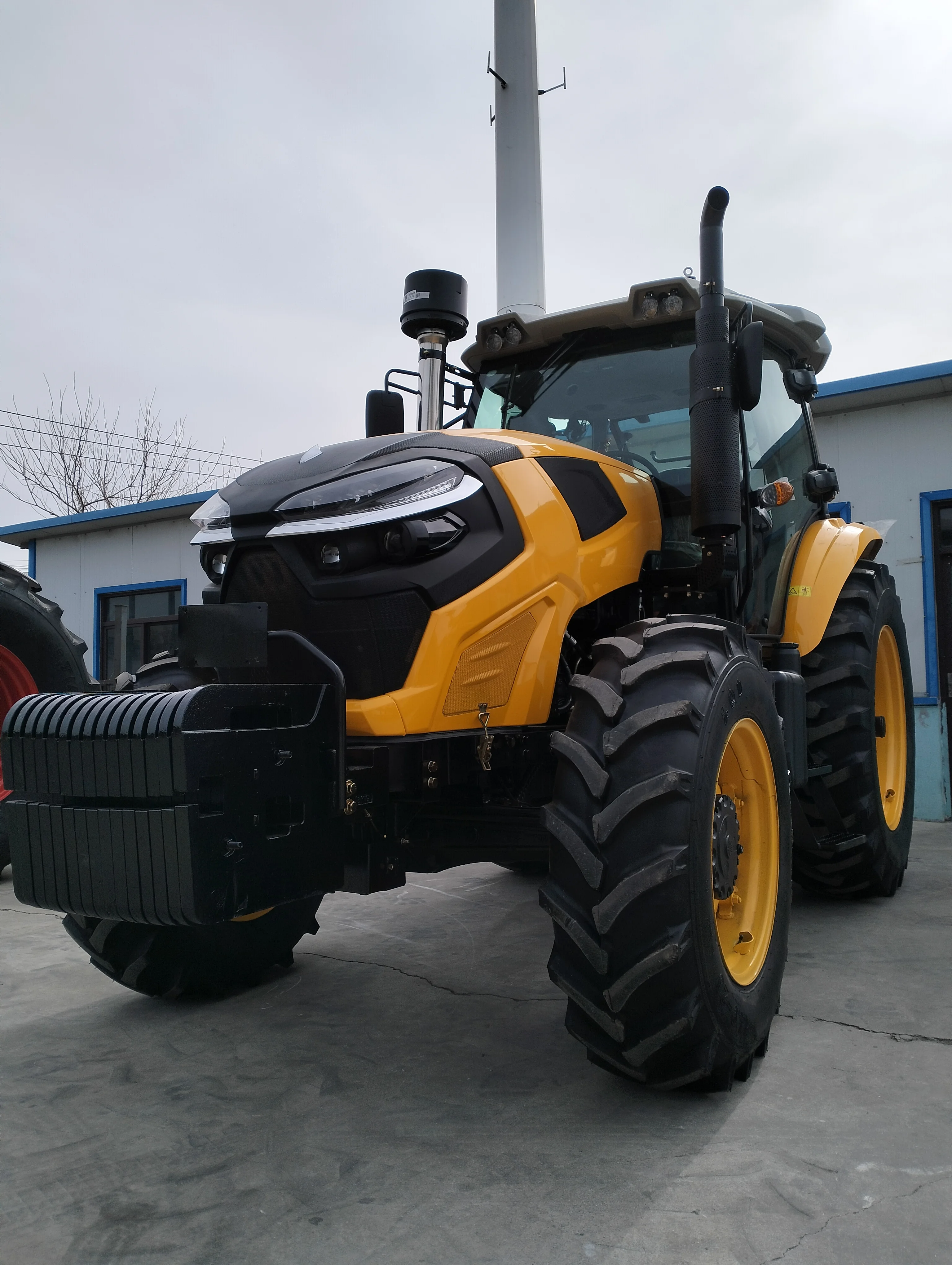 High Quality 70 Hp Tractor Small Farm Tractors Agricultural Machinery ...