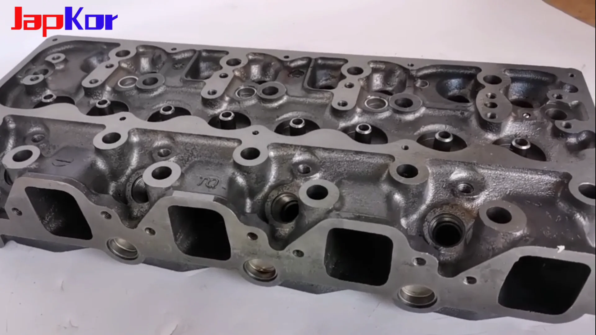 Td27 Cylinder Head For Ford Maverick & Nissan Terrano 2.7td 11039-7f400 ...