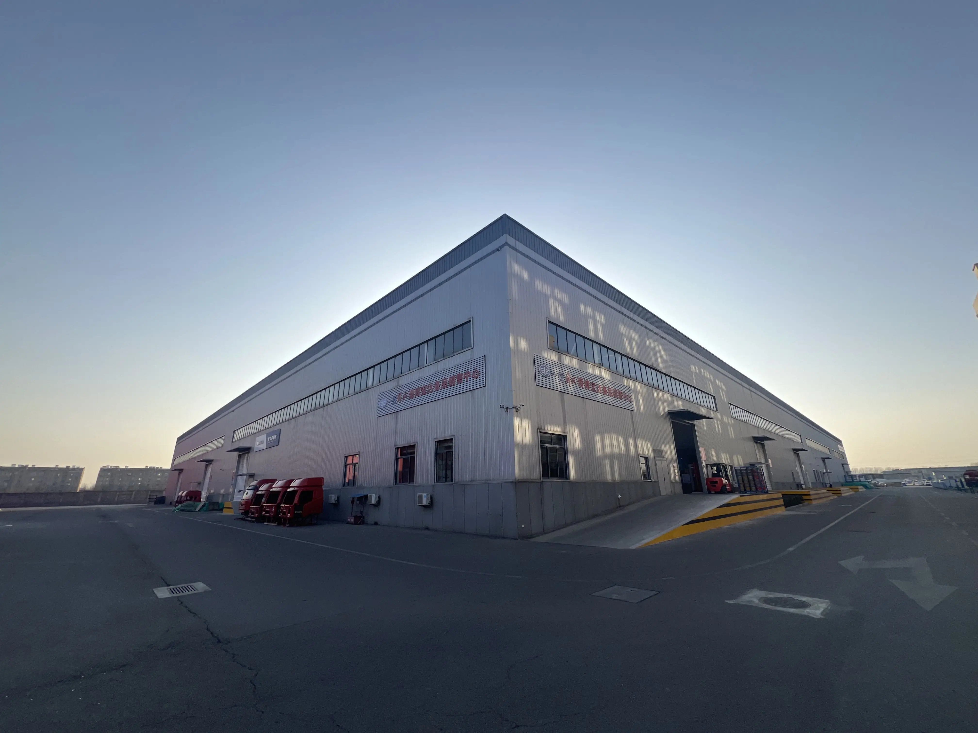 FAW Jiefang Truck Parts New Rear Steel Leaf Spring Assembly for J5 J6 J7 JH6 J6P J6L Dump Truck ...