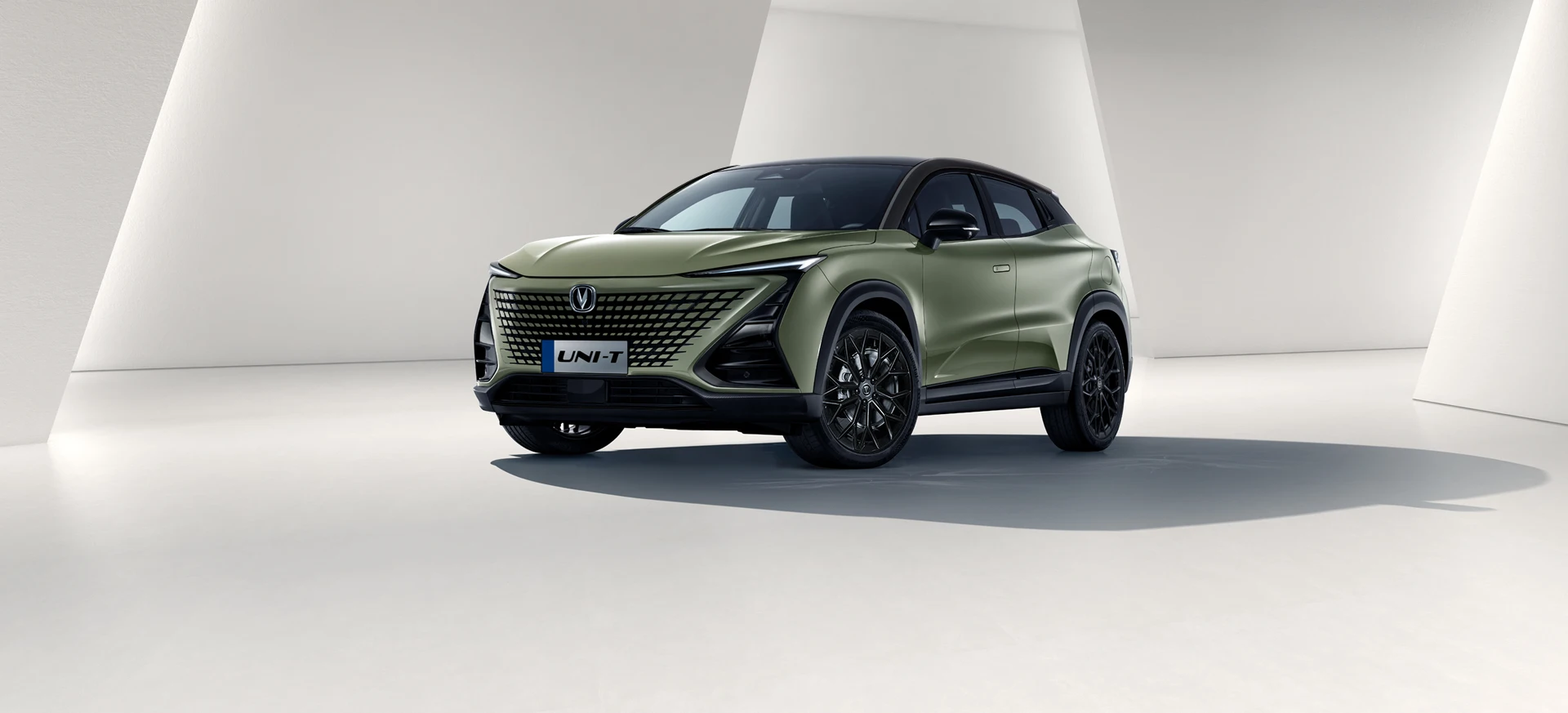 Hot Selling 2024 New Car High Speed 5 Seats Suv Auto Changan Uni-t ...