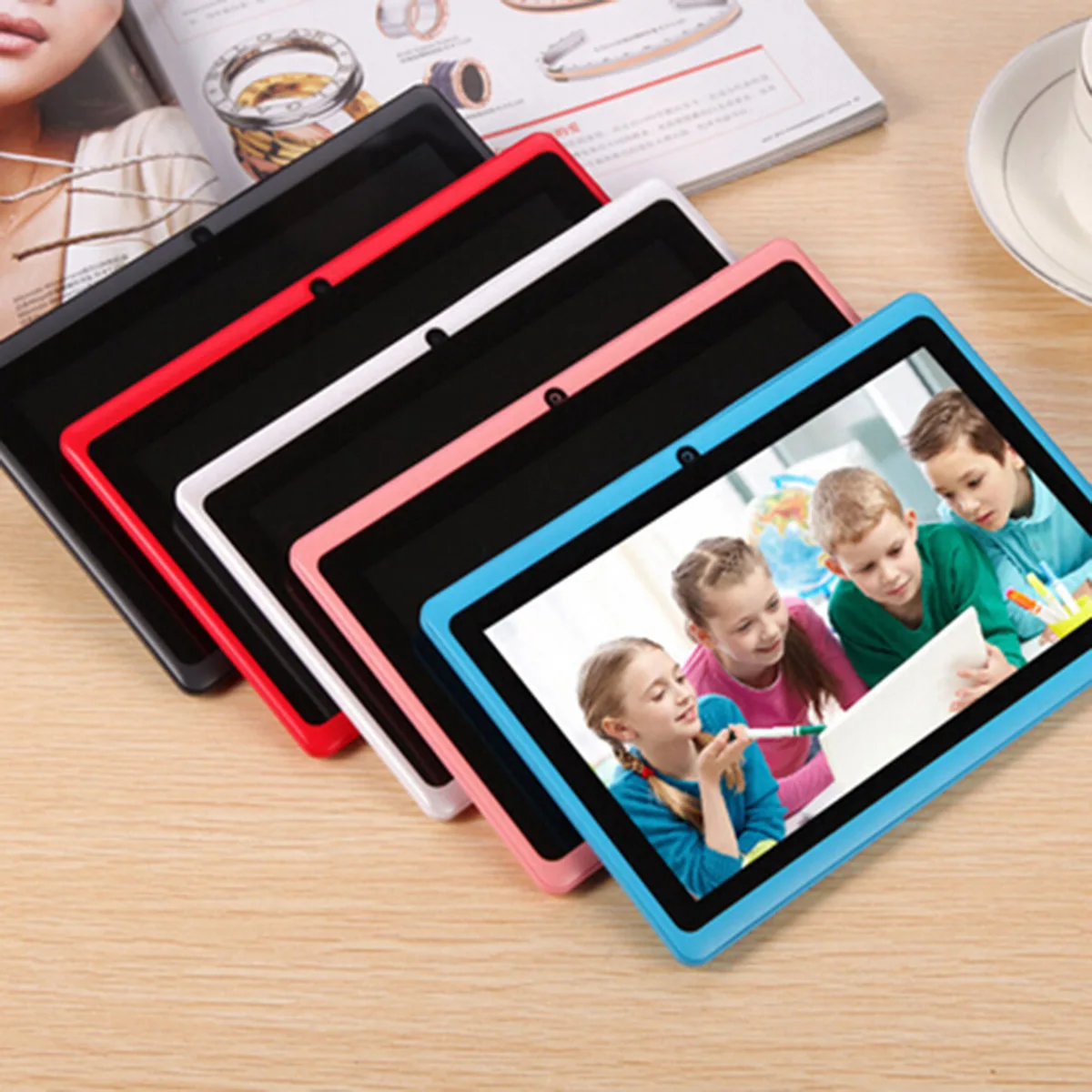 Low Price Android 4.4 Mini Tablet Q88 - 7 Inch, 1G 8GB