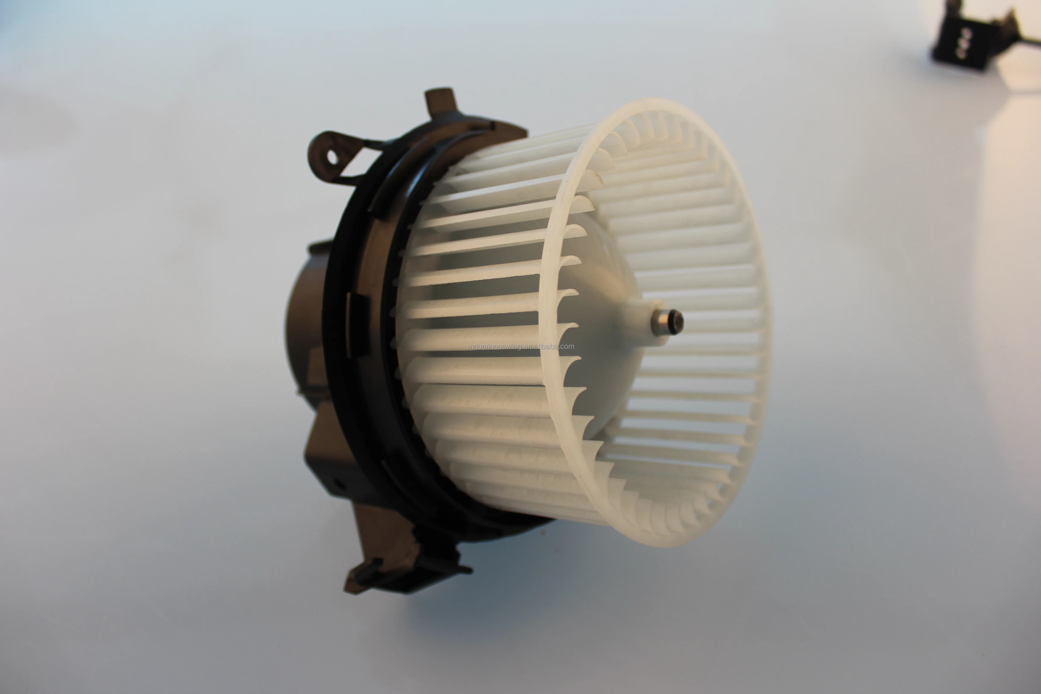 2128200808 Ac Blower Motor For Cls Shooting Brake For E-class ...