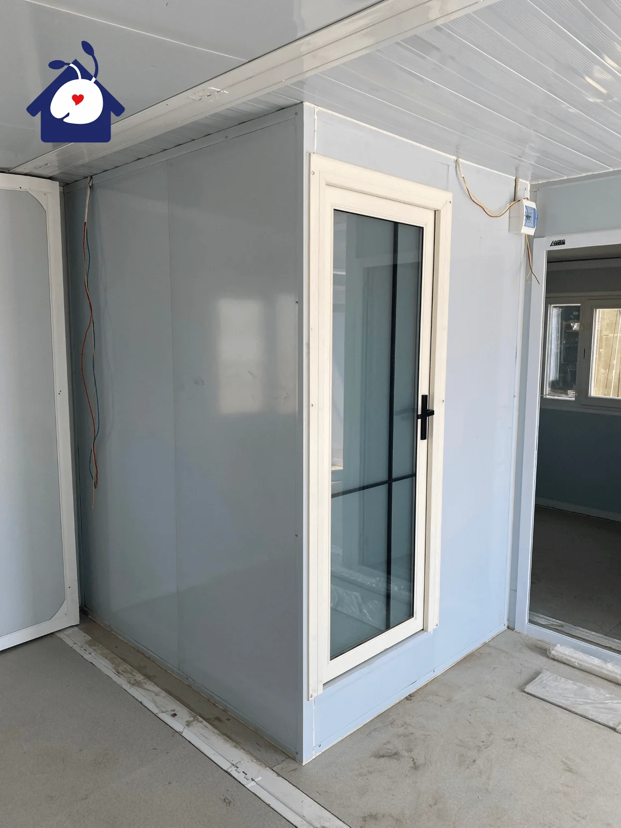 Easy Transportation All-In-One Expandable Container House Pre-Installed ...