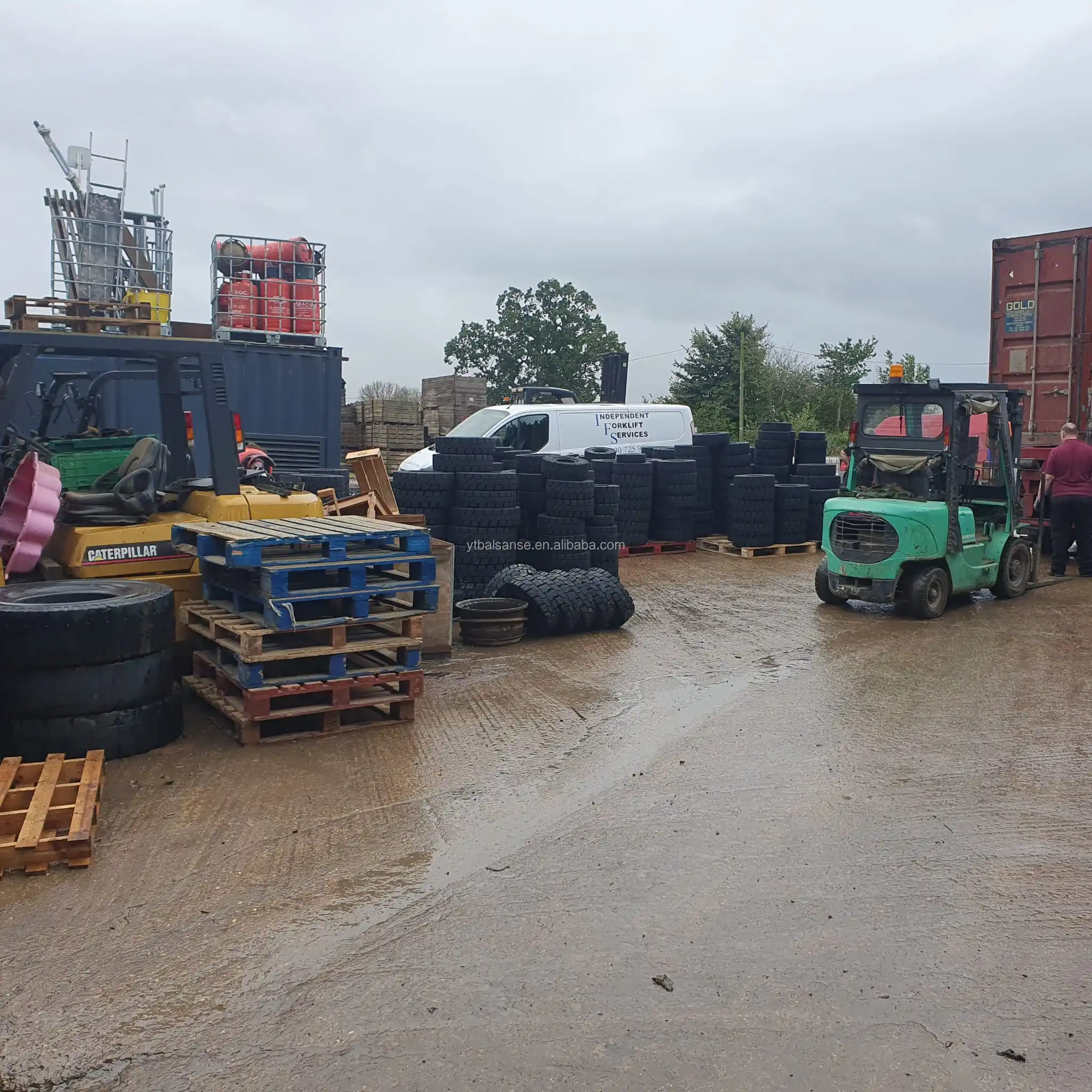 Heavy Duty Port Solid Forklift Tire 14.00-24 14.00x24 1400-24 For Port ...