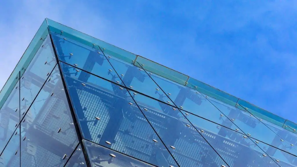 Safety Tempered Laminated Glass Tempered Laminated Glass Roof With Edge ...