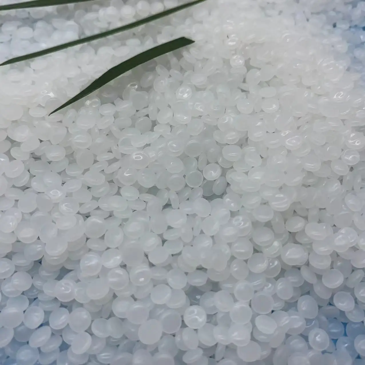 High Quality HDPE Granules - Versatile Plastic Raw Material