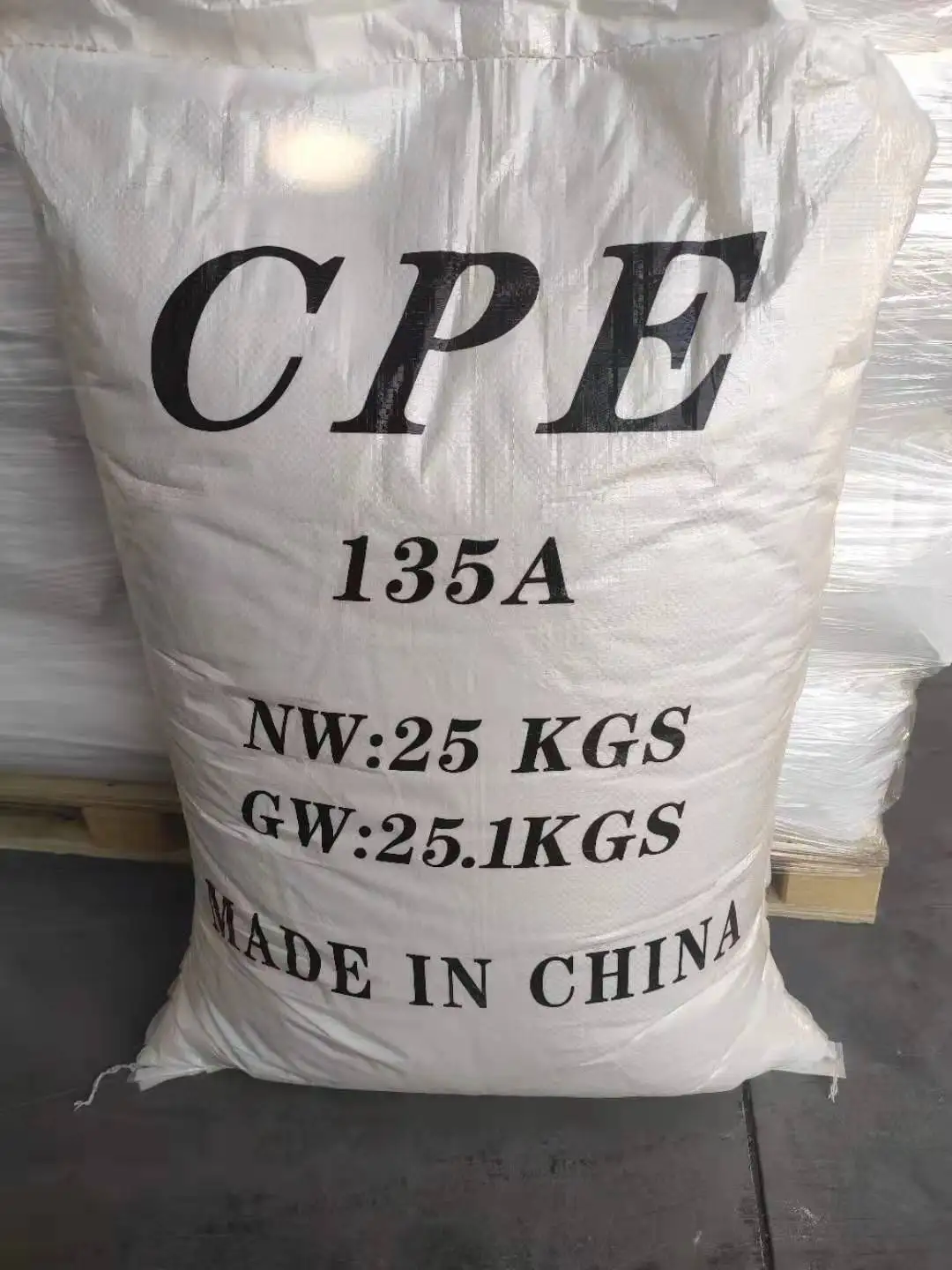 White Powder Cpe Chlorinated Polyethylene 135a For Large Pipe Fittings ...