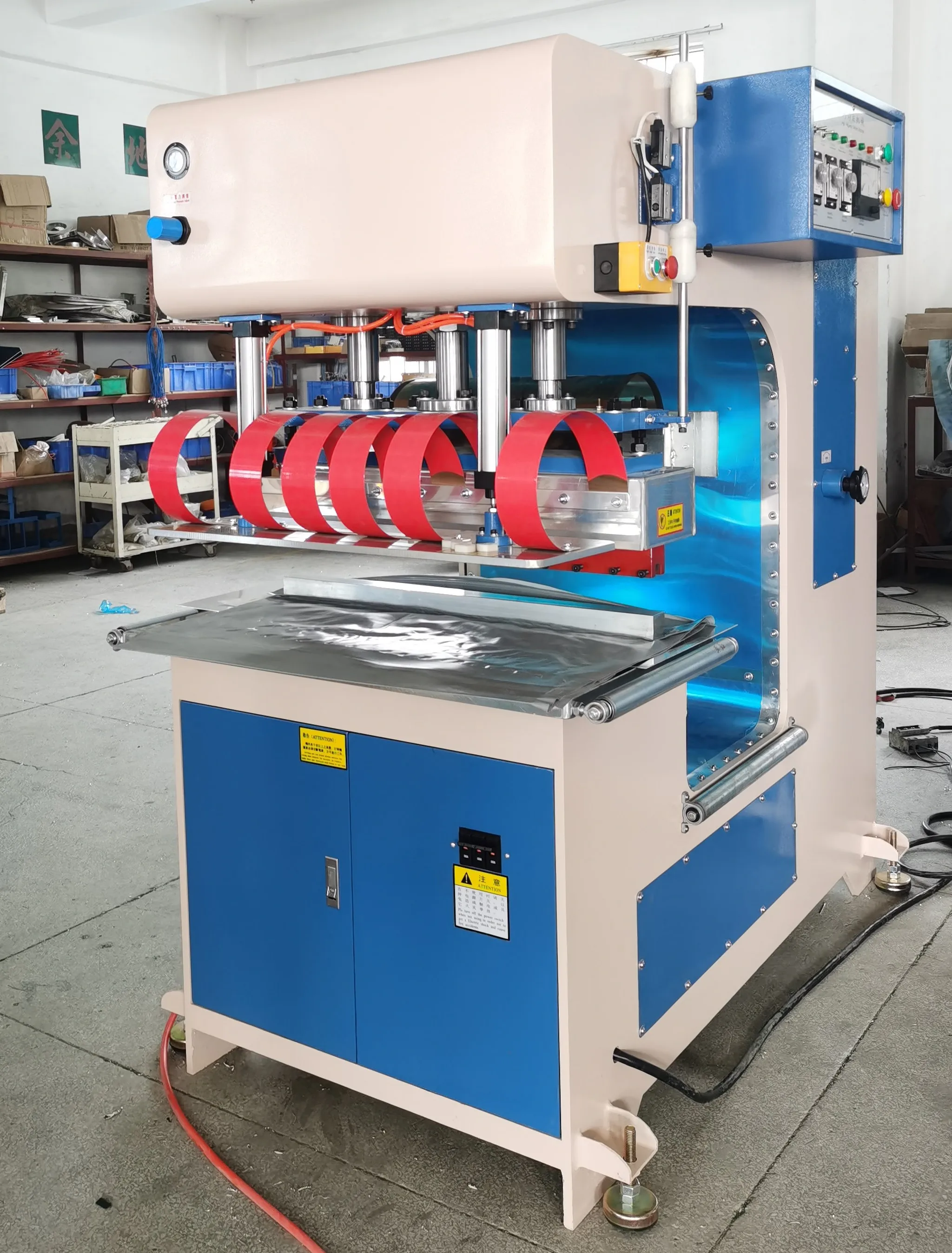 High Frequency Bumper Ball Plastic Welding Machine For Inflatable ...