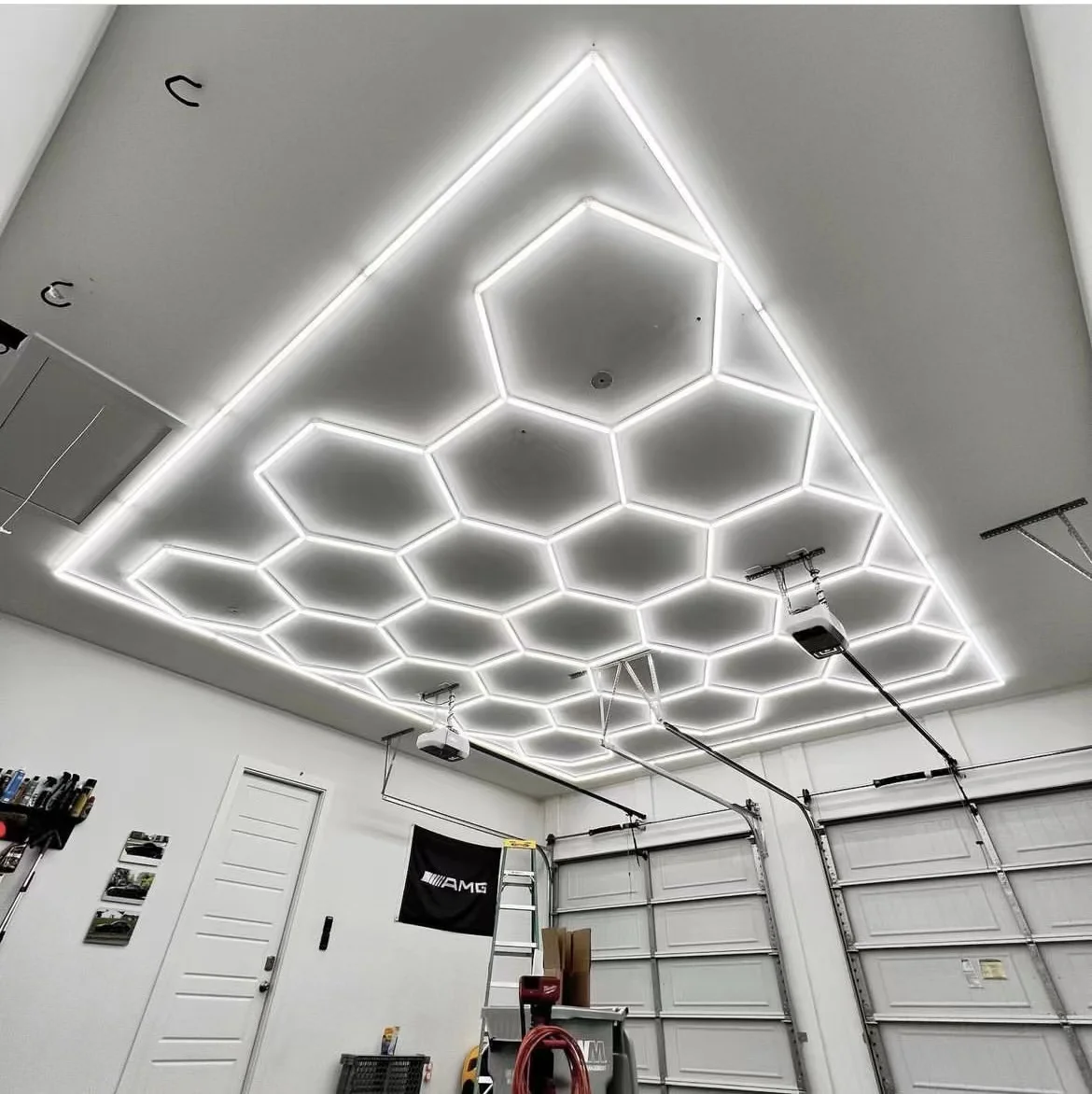 Hexagonal led Ceiling wall detail lighting Auto workshop Cellular LED ...