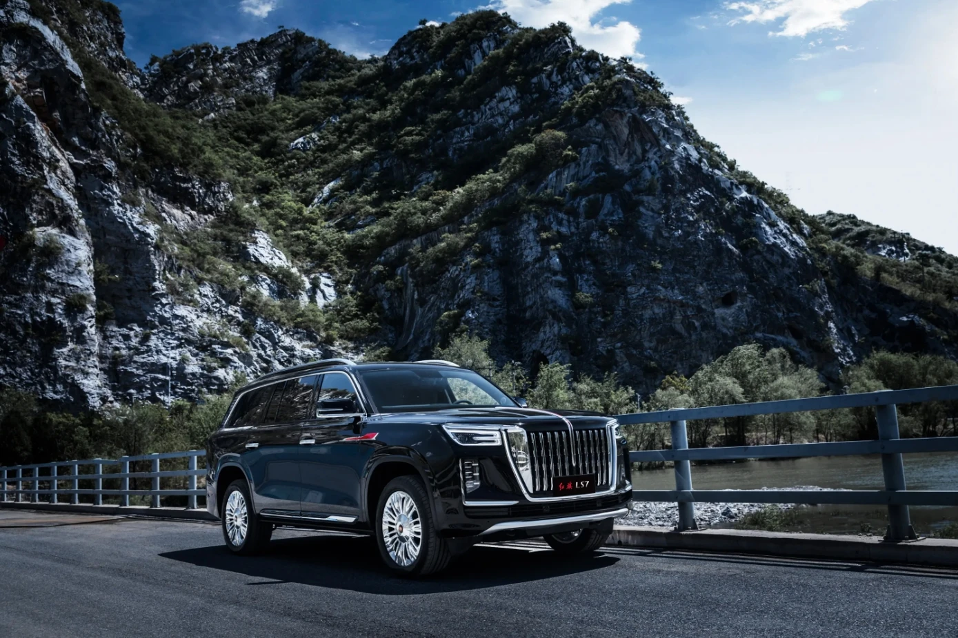 In Stock Hongqi Ls7 2022 New 4.0t Classic 6 Seats V8 Large Space Suv New Car Best Suv For The ...