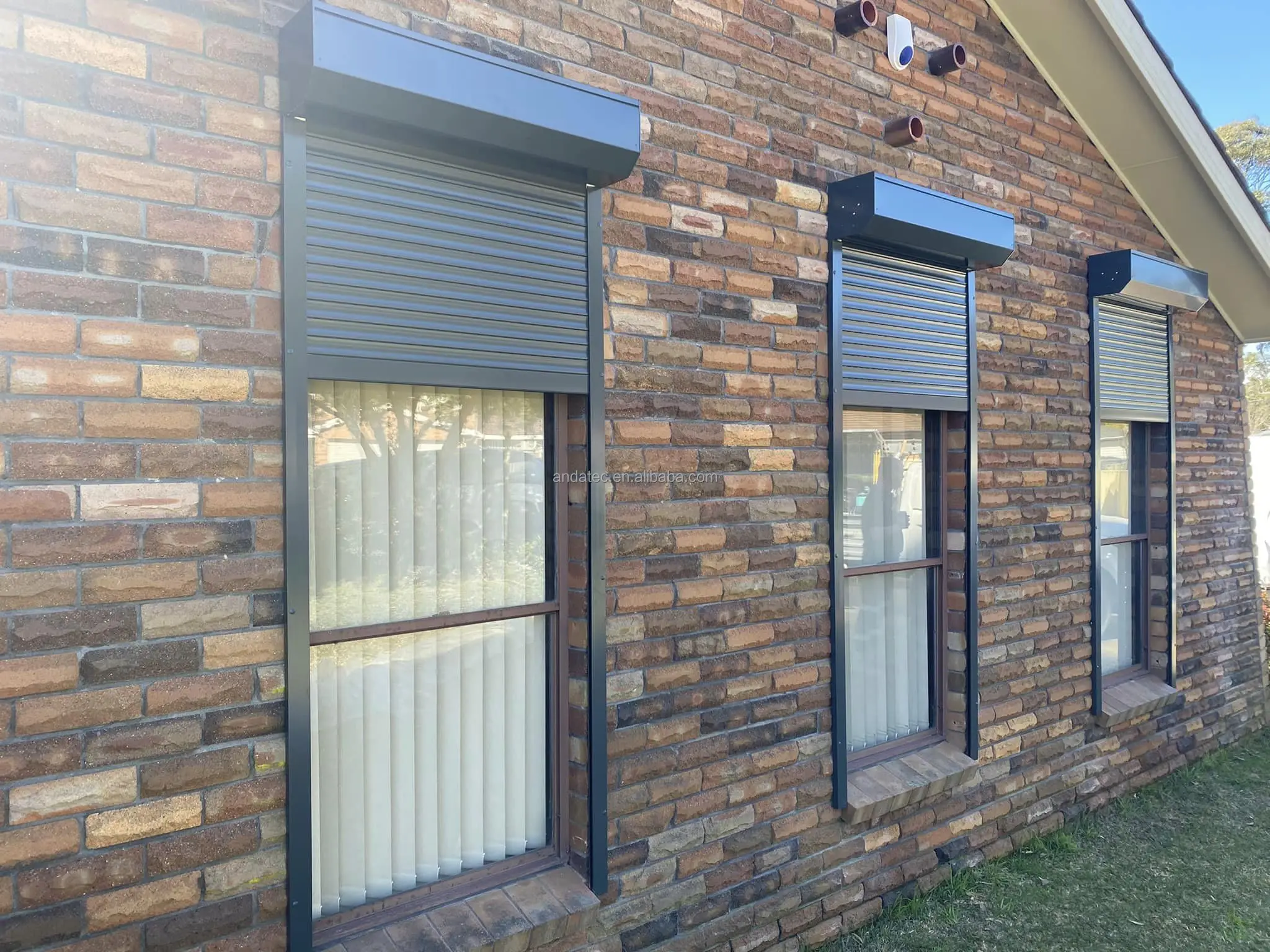 Aluminium Insulated Roller Shutter Window Automatic Security Door Hurricane Resistant Roller ...