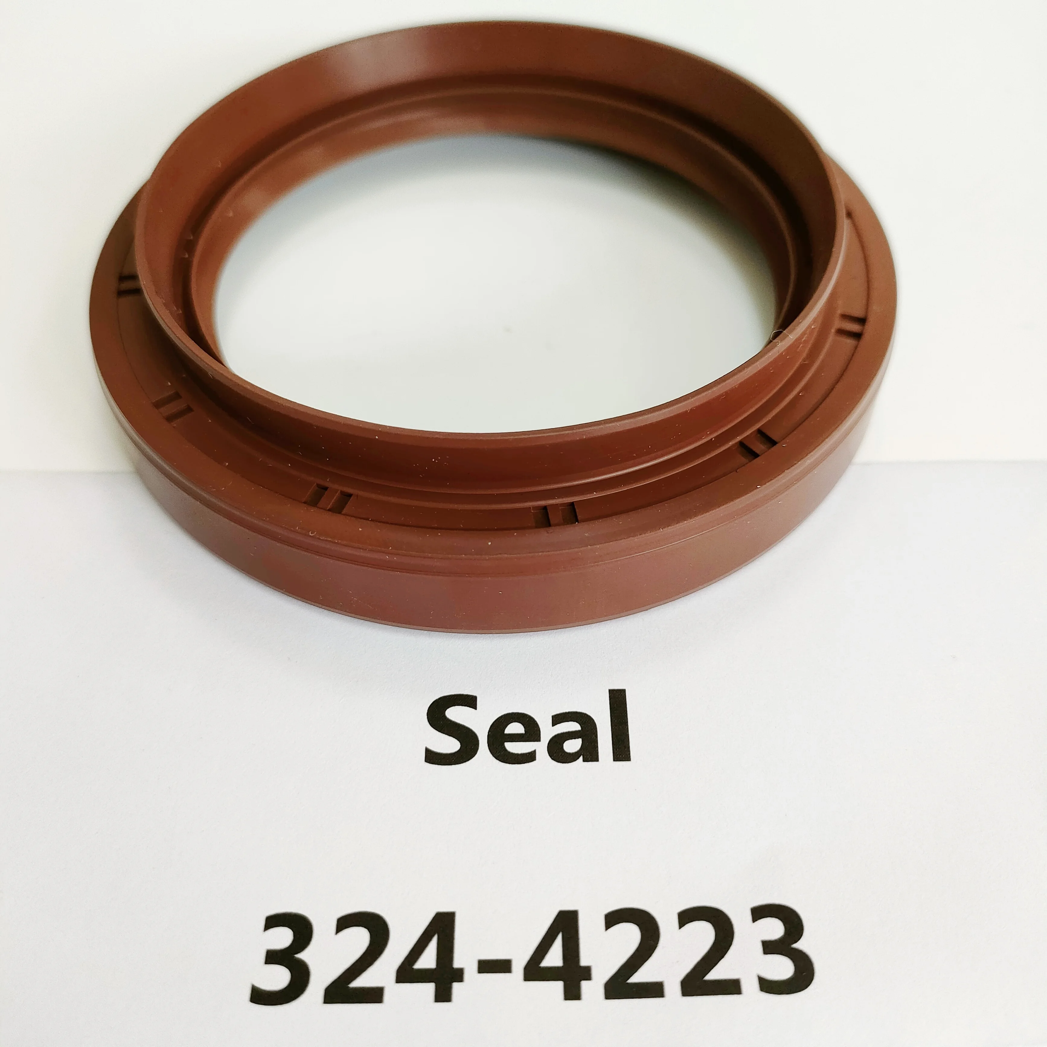 JINCALON Diesel Engine C6.4 Crankshaft Front Oil Seal 3244223