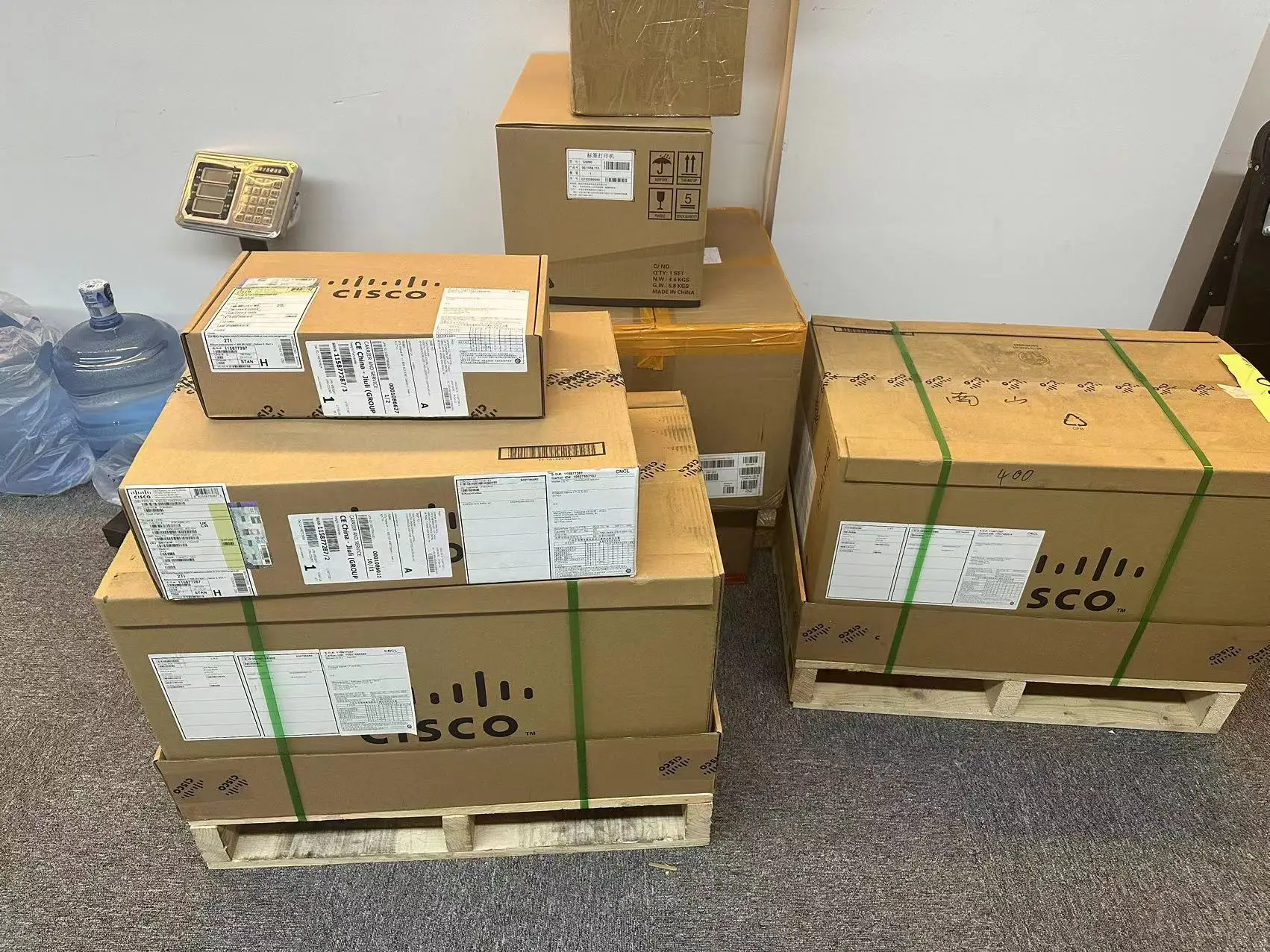 New Original Cisco 9200L-24P-4X-E 24 Port POE+ Switch with 4X1G Uplink ...