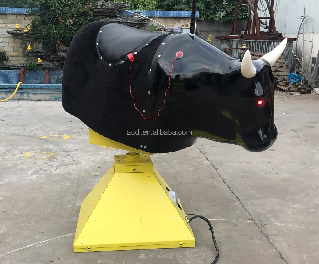 Inflatable Mechanical Bull Rodeo Amusement Park Inflatable Rodeo Bull ...