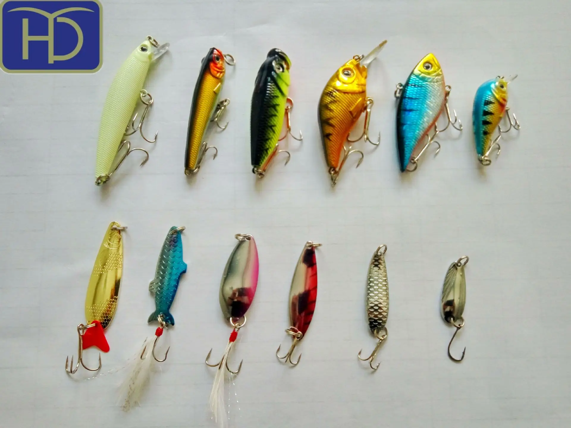BUBBLE Fishing 100pcs Lure Kit - Soft and Hard Bait Set
