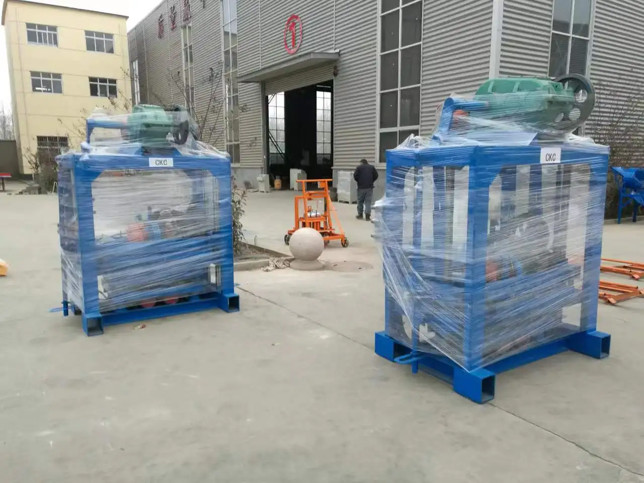 4-inch Manual Interlocking Concrete Block Laying Machine For Home Use ...