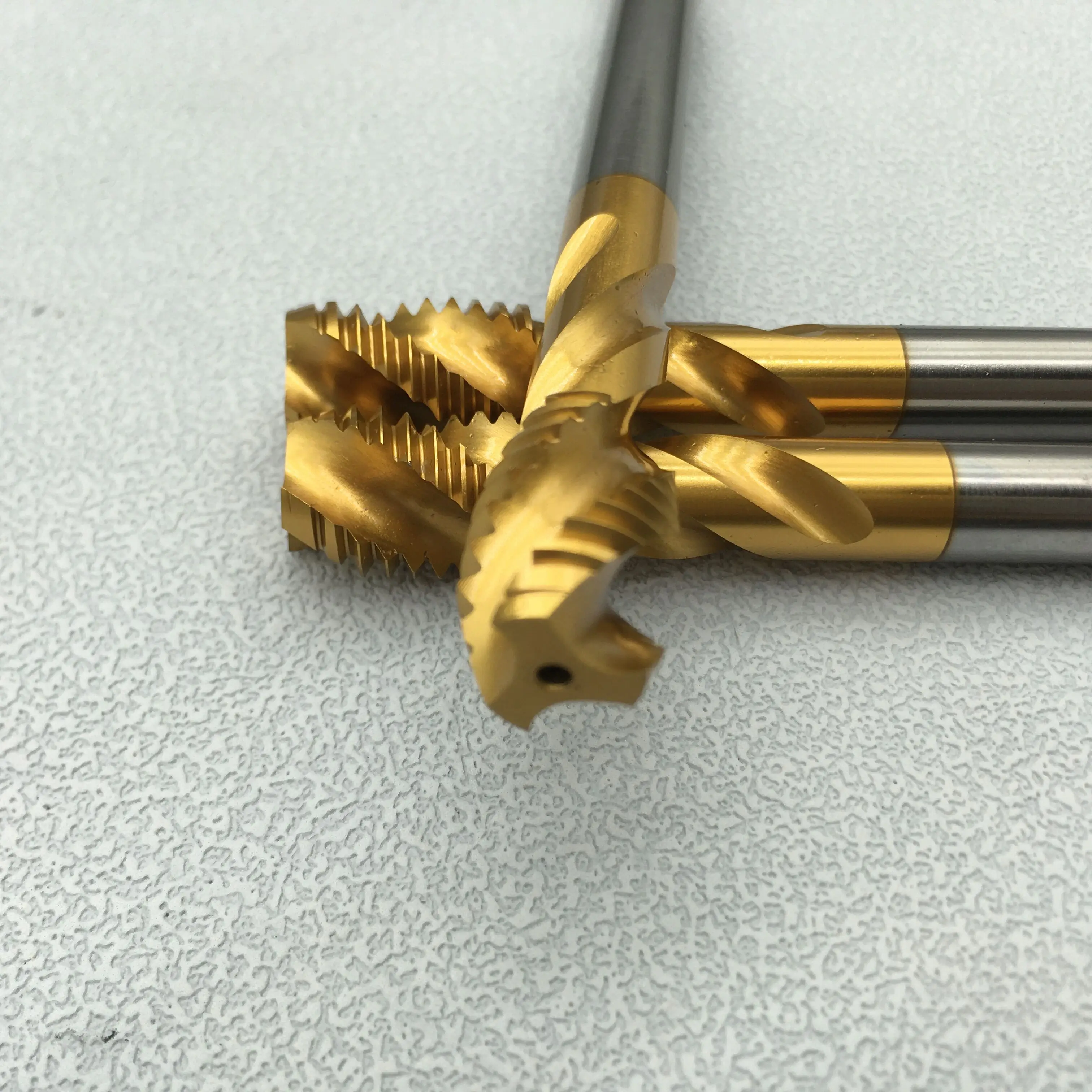 Hsse Tap With Coolant Hsse-spiral Tap Din371/376 - Buy Current Tap,Hsse ...