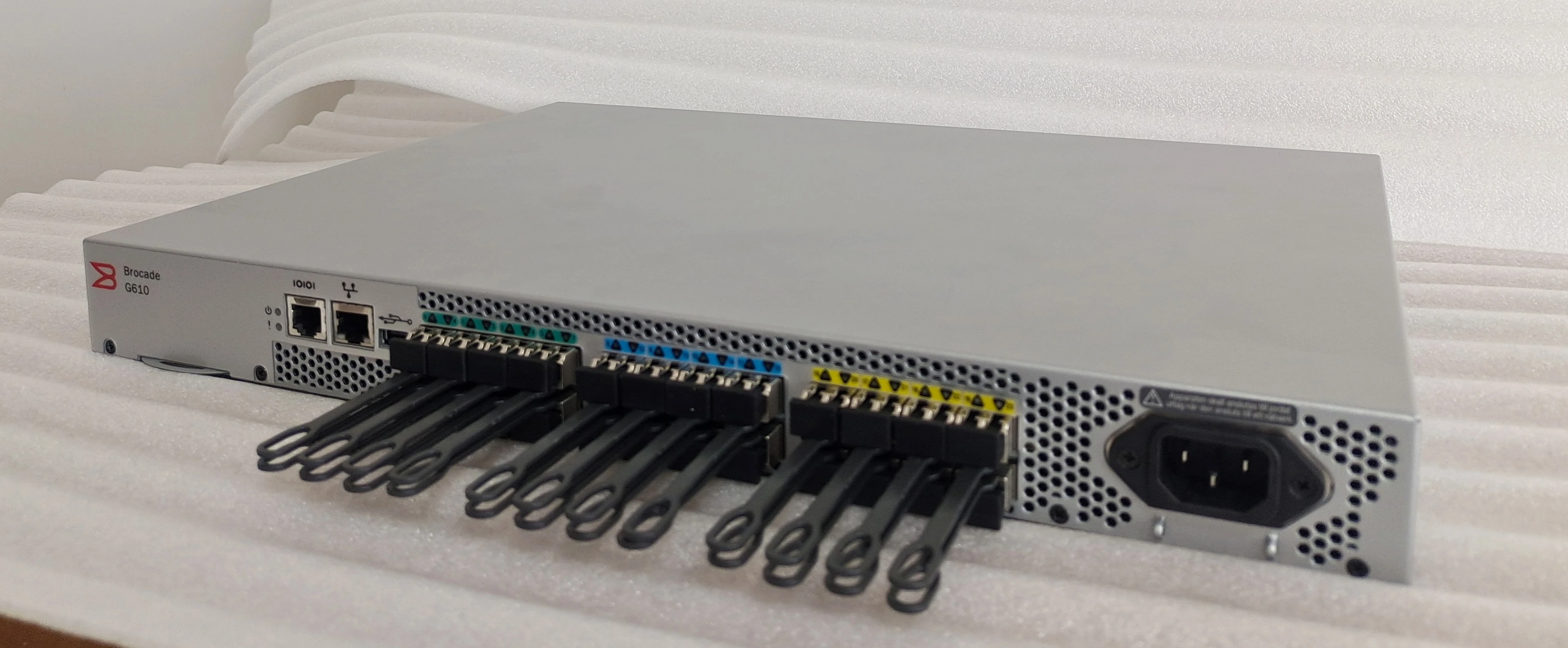 High Quality Brocade G610 Br-g610-24-16g-r San Switches 24 Port - Buy ...