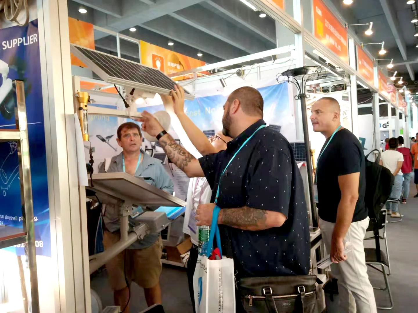 Outdoor Solar Street Light All in One Solar Panel LED Led Road Light ...