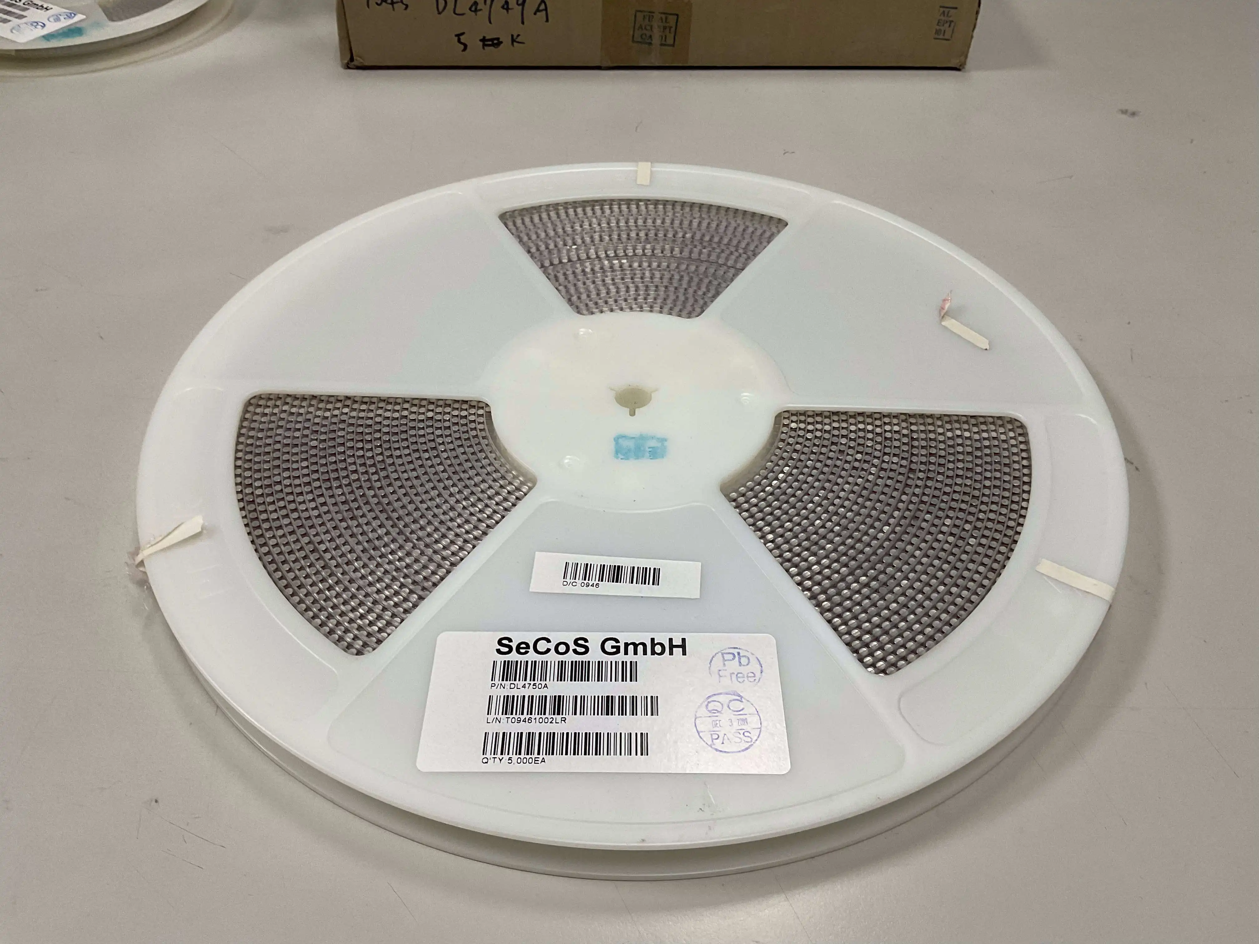 Dl4750a Surface Mount Zener Diodes Melf - Buy Electronic Accessories ...