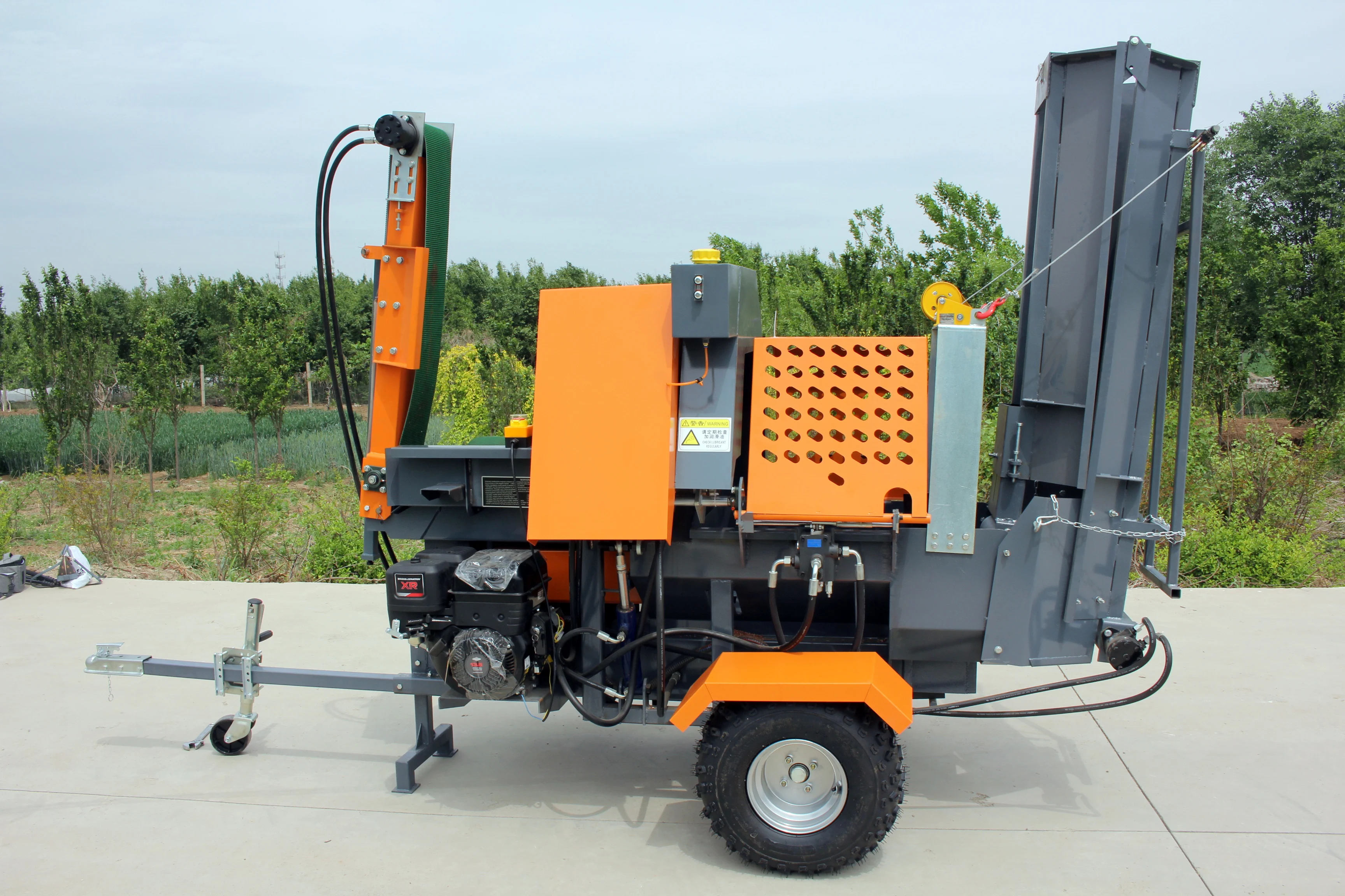 Jerry 20 Ton Automatic Portable Gasoline Engine Wood Processor