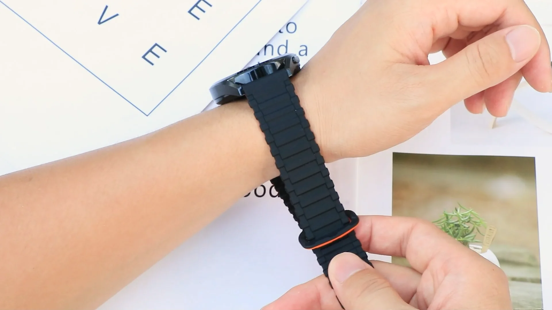 Armor Magnetic Strap 20mm 22mm Two Color Silicone Smart Watch Bands ...