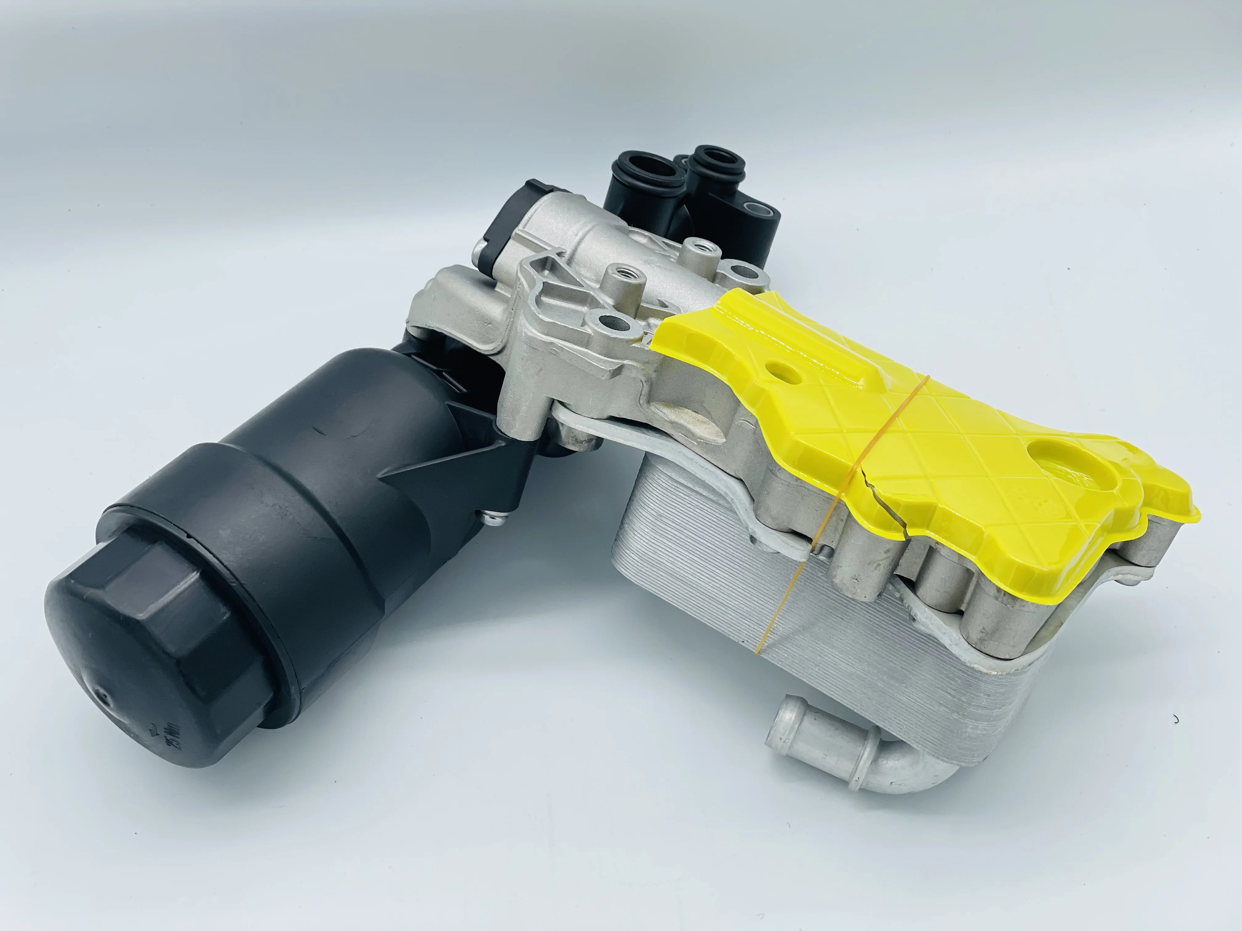 Hot Popular Engine Oil Filter Housing For Mercedes Oem 6511801310 ...