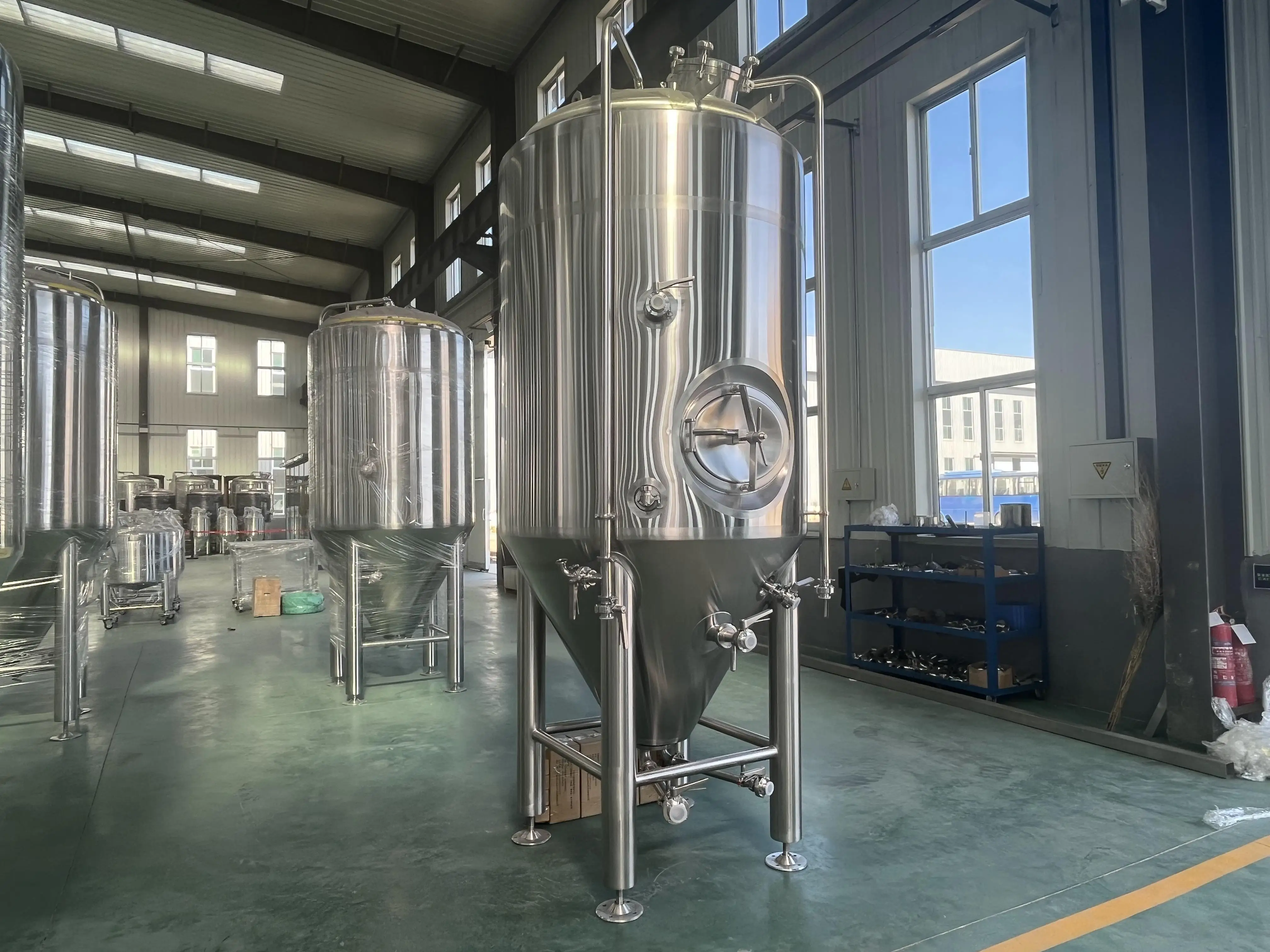 2000L Stainless Steel Fermenter - High Productivity Brewing