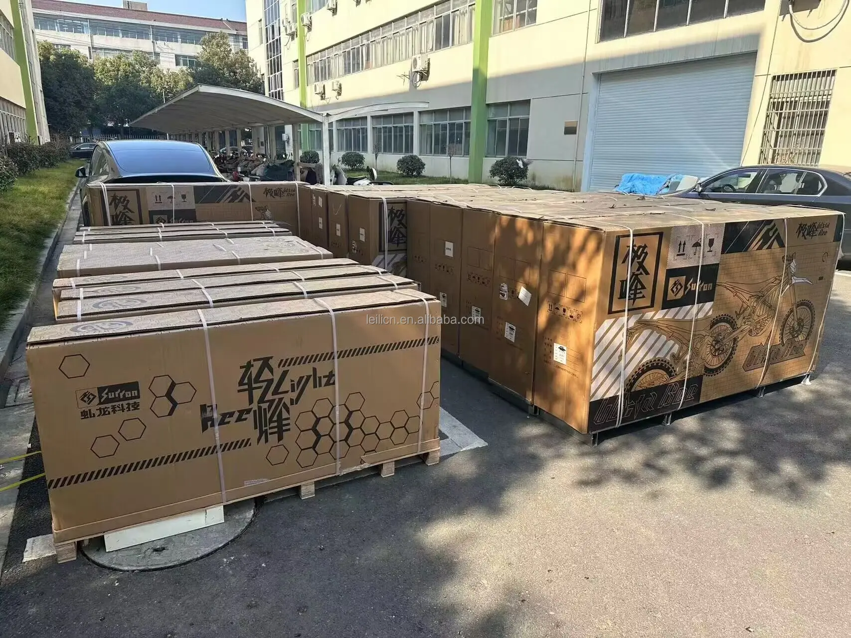 2024 Surron Storm Bee Electric Dirt Bike - 104V 22.5KW