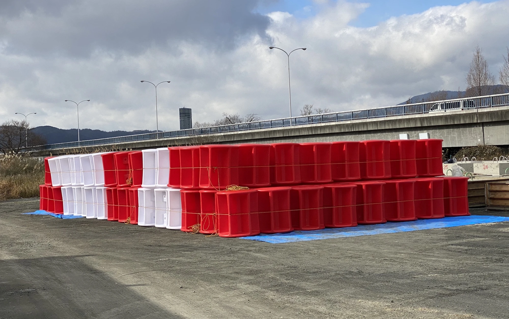 Floating Breakwater System Buoy for Marine Flood Protection | Durable ...
