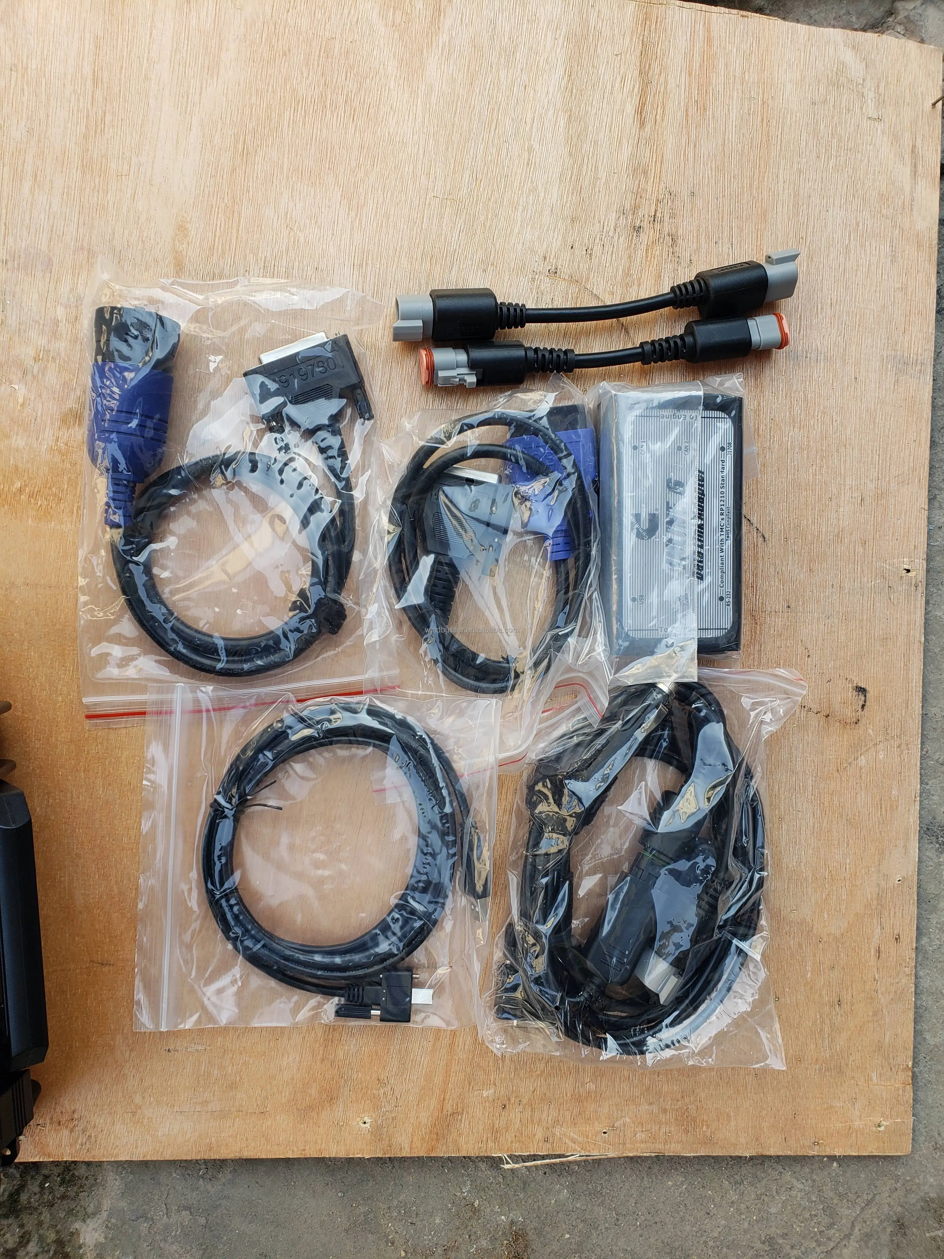 Data Link Adapter Kit for Cummins Engine Diagnostic Tools