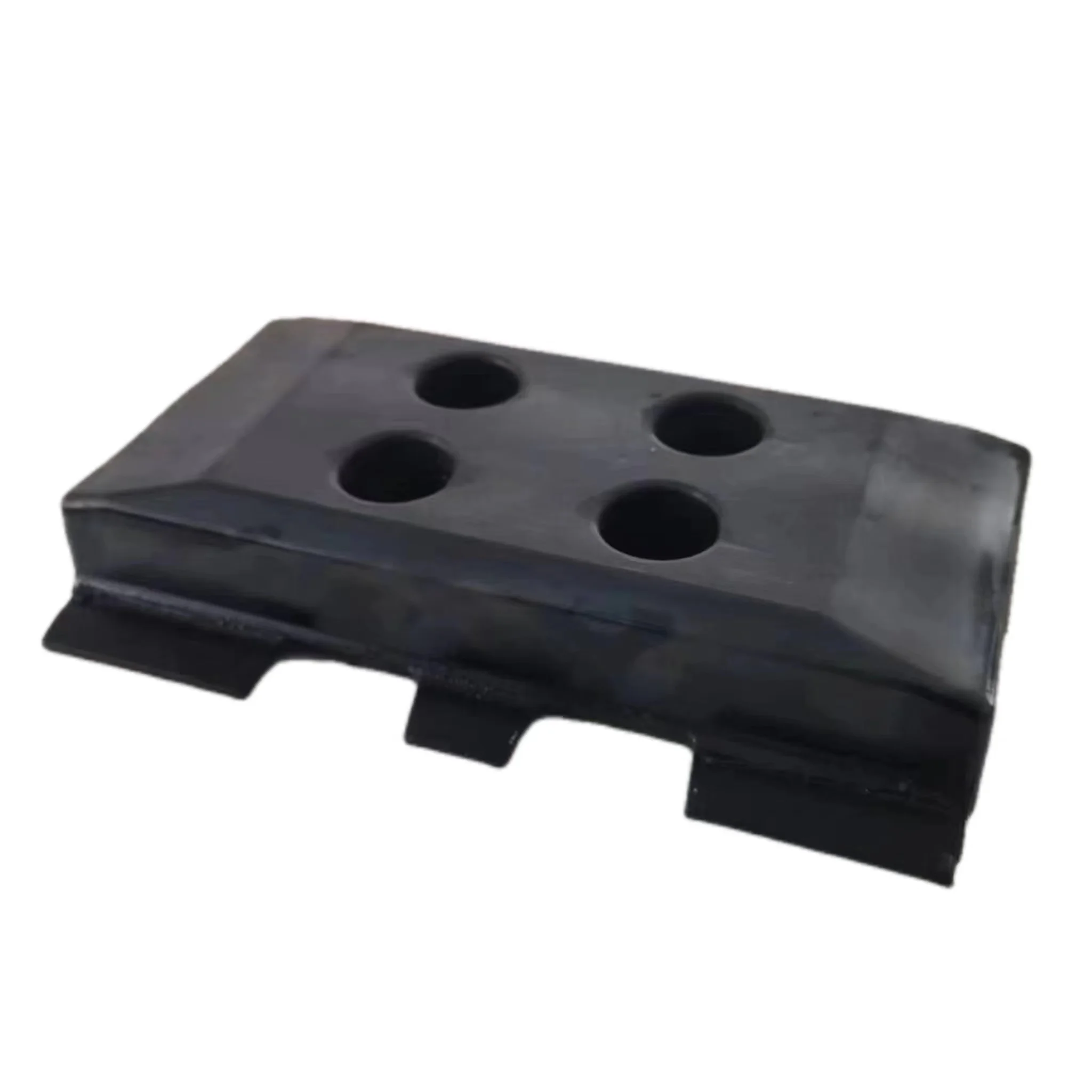 Hyundai Off Center Excavator Rubber Track Plate Track Shoes Track Pad ...