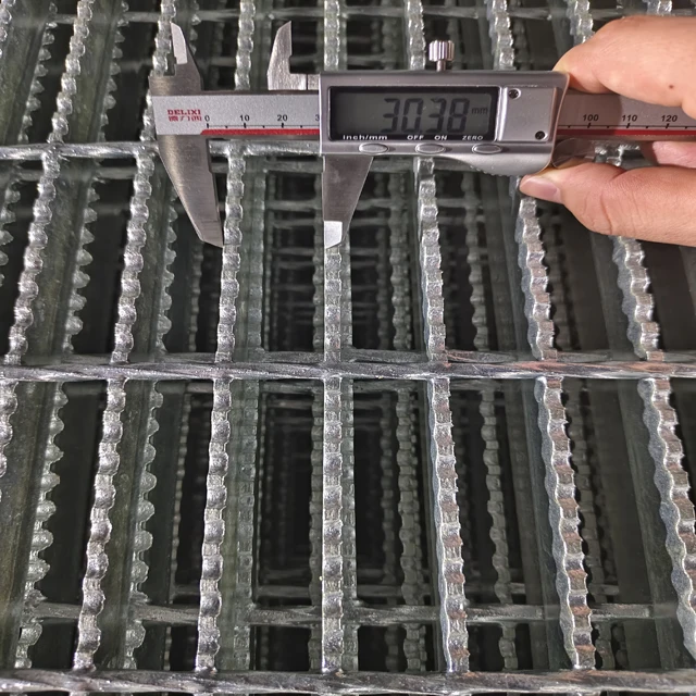 Steel Grating Galvanized Steel Driveway Grating Metal Bearing Bar Grid ...
