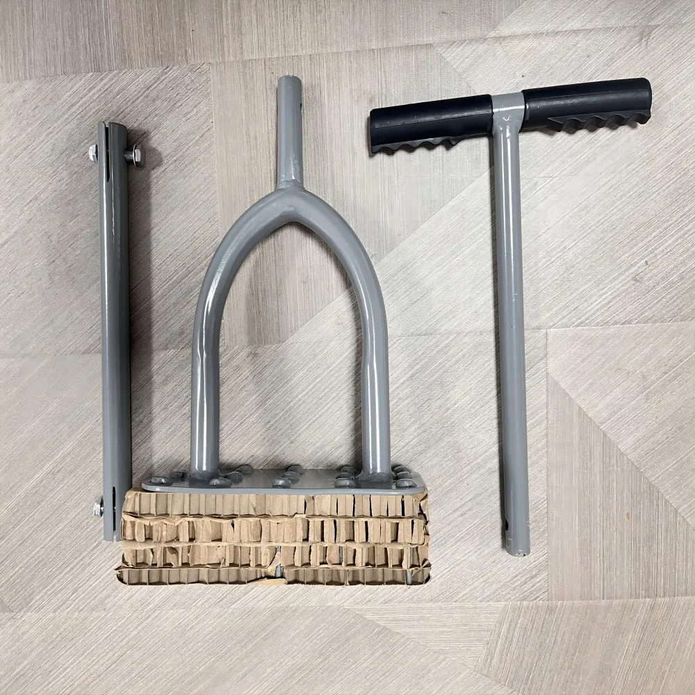 35 Inch T-Handle Lawn Spike Aerator Manual Dethatching and Soil ...