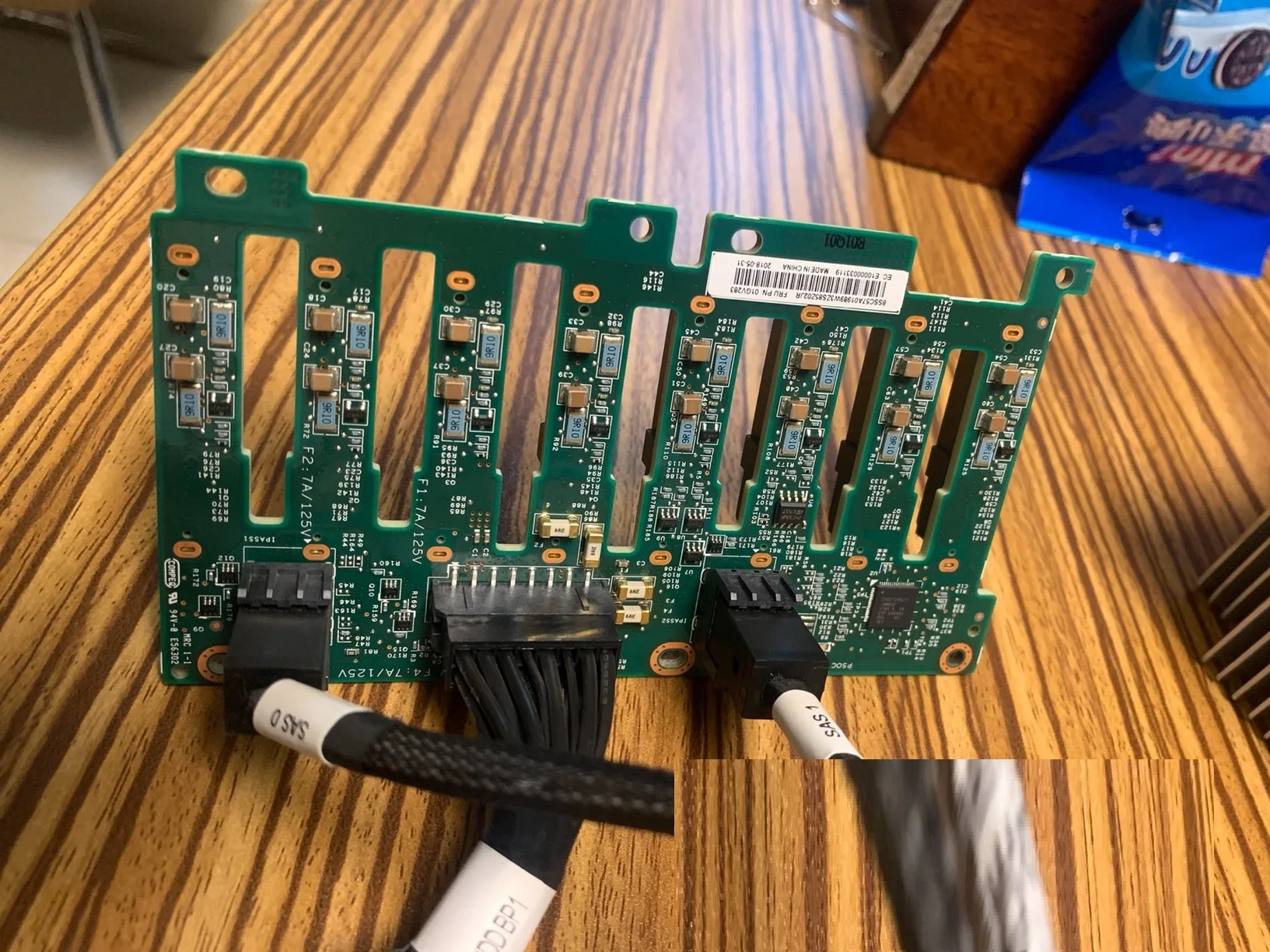 Thinksystem Anybay Nvme Backplane - Reliable Storage Upgrade