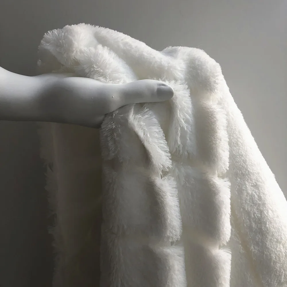 Soft 100% Polyester Factory Supply Cutting Pv Fleece Fabric Plush ...