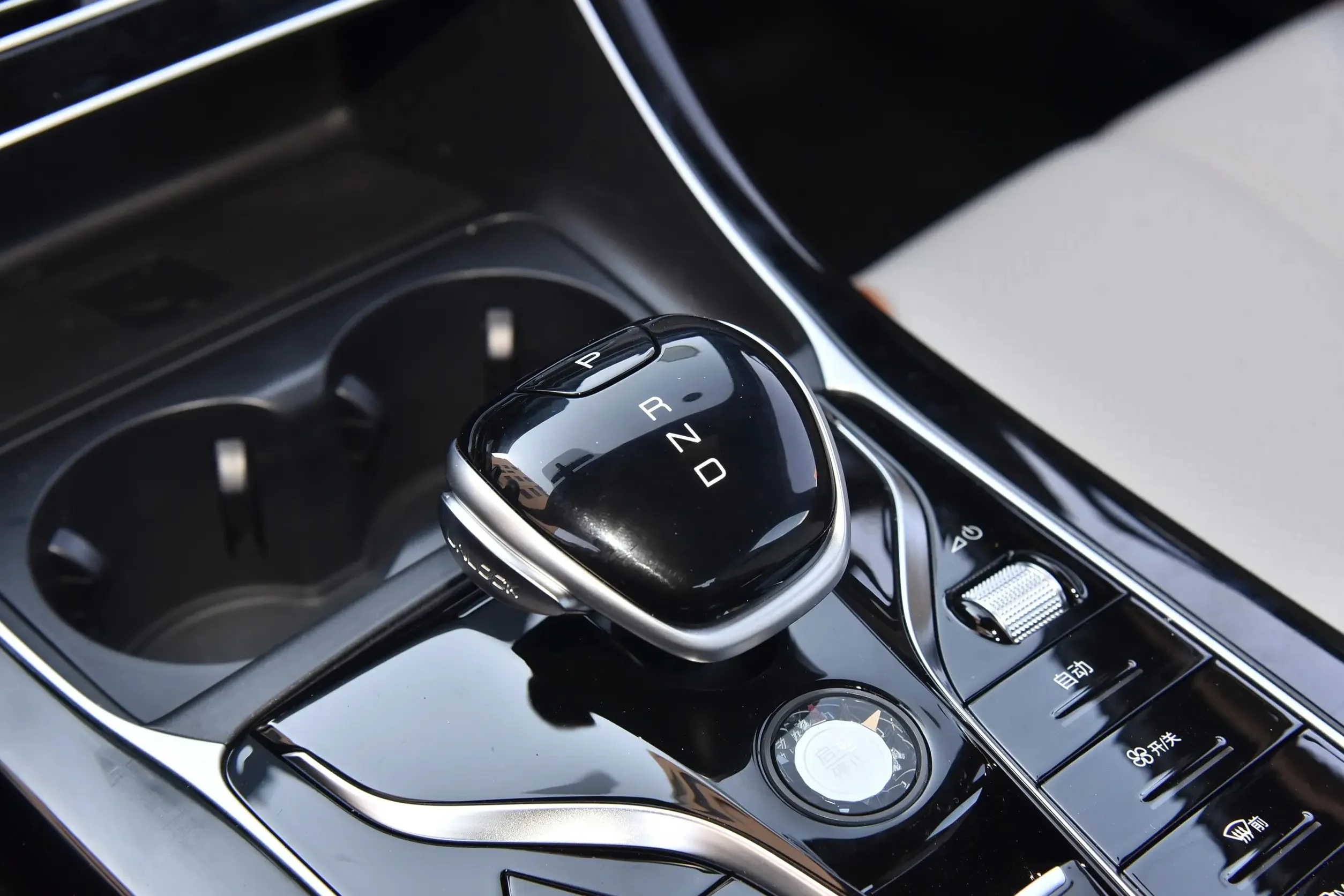 Hot Sale 2024 BYD Qin PLUS DM-i 55 KM EV New Energy Vehicles Plug-in ...