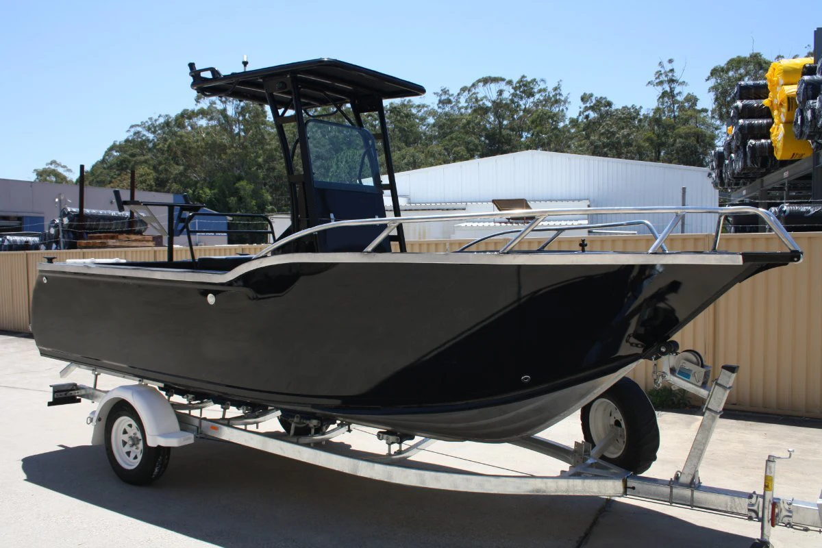 Kindle 17ft/18ft Aluminum Fishing Boat - 5 Man Capacity