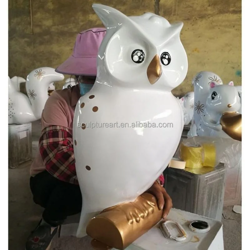 Customized Factory Fiberglass Resin Large Eagle Owl Perched On Stump ...