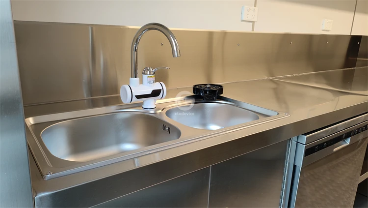 20ft Kitchen Cafe Container Coffee Shop - Low Cost Prefab