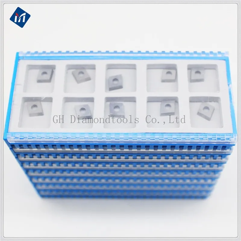 Cnc Cbn Tip Cutting Tools Pcbn Tipped Carbide Inserts Ccgt060204 Dcmt070204 For Turning Hardened ...