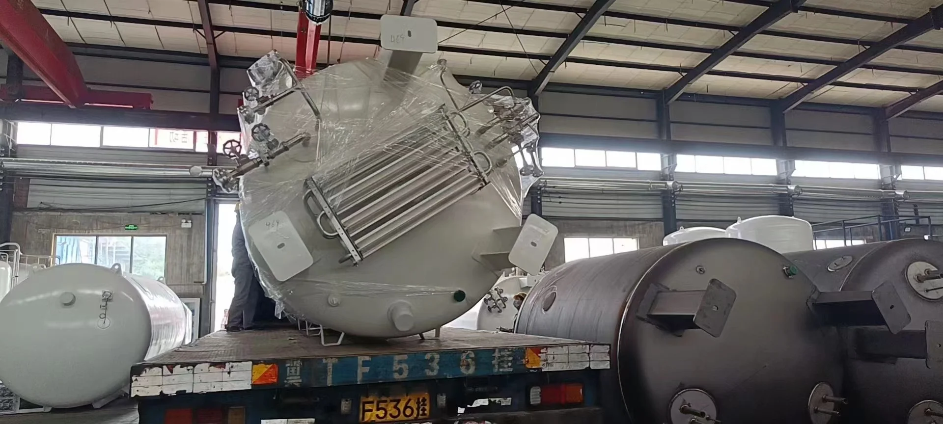 RFCC 5000L 3000L Microbulk tank Liquid Oxygen Nitrogen CO2 Cryogenic ...